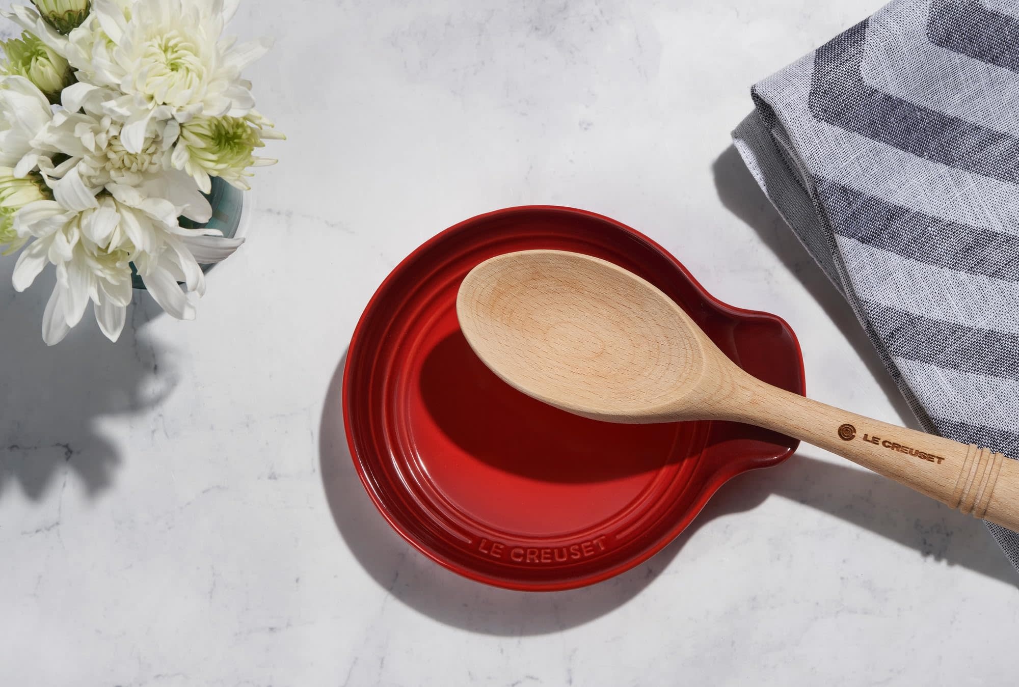 Le Creuset Signature Spoon Rest - Peche, 6" | Le Creuset - Duluth ...