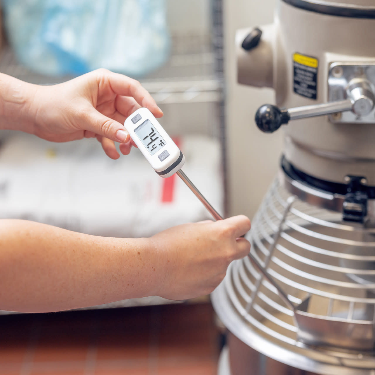 T-Grip Heavy Duty Waterproof Thermometer, 5-Inch, White - Duluth Kitchen Co