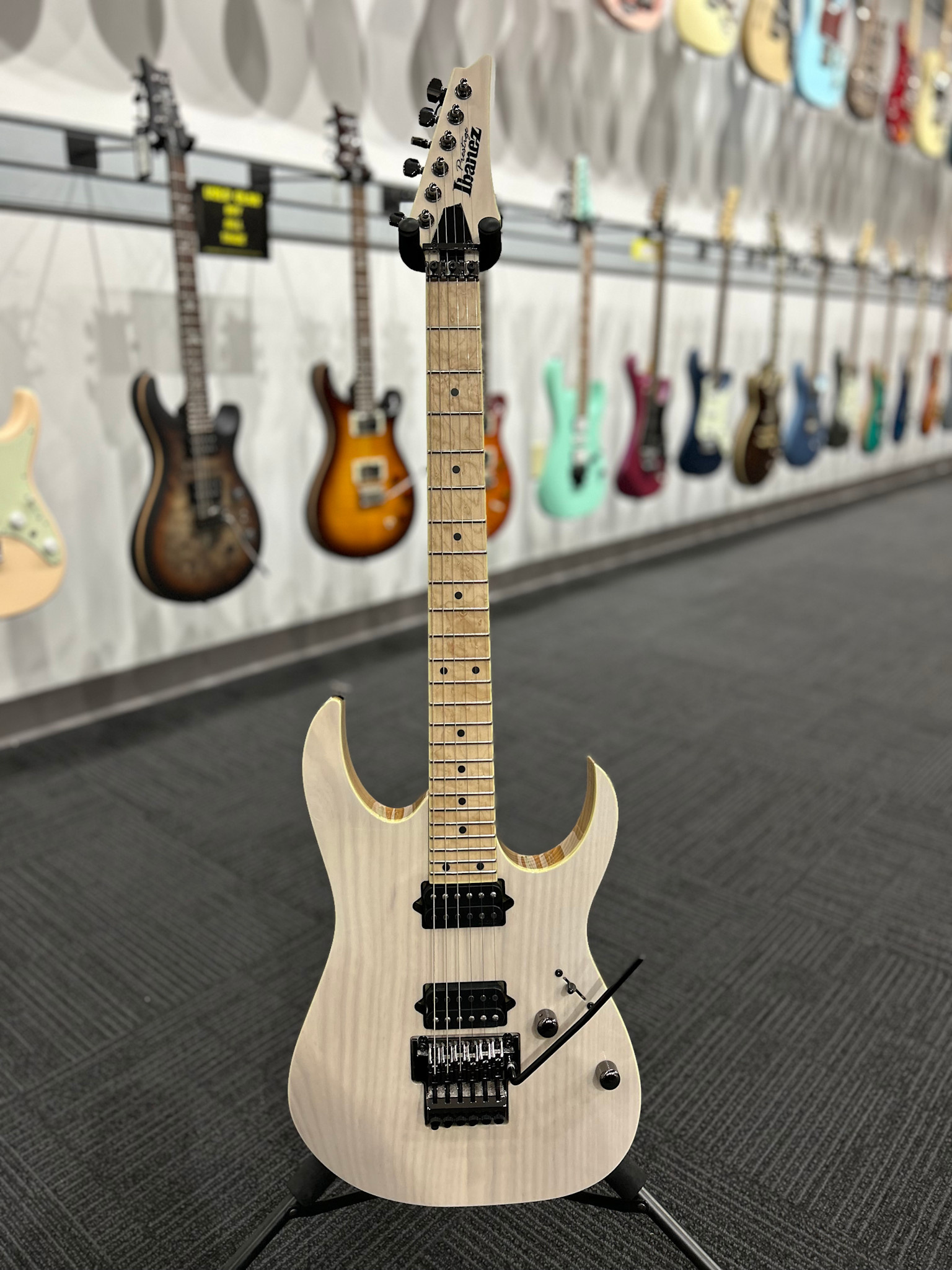 Ibanez RG652AHM Prestige Antique White Blonde - Tone Tailors Guitar Shop