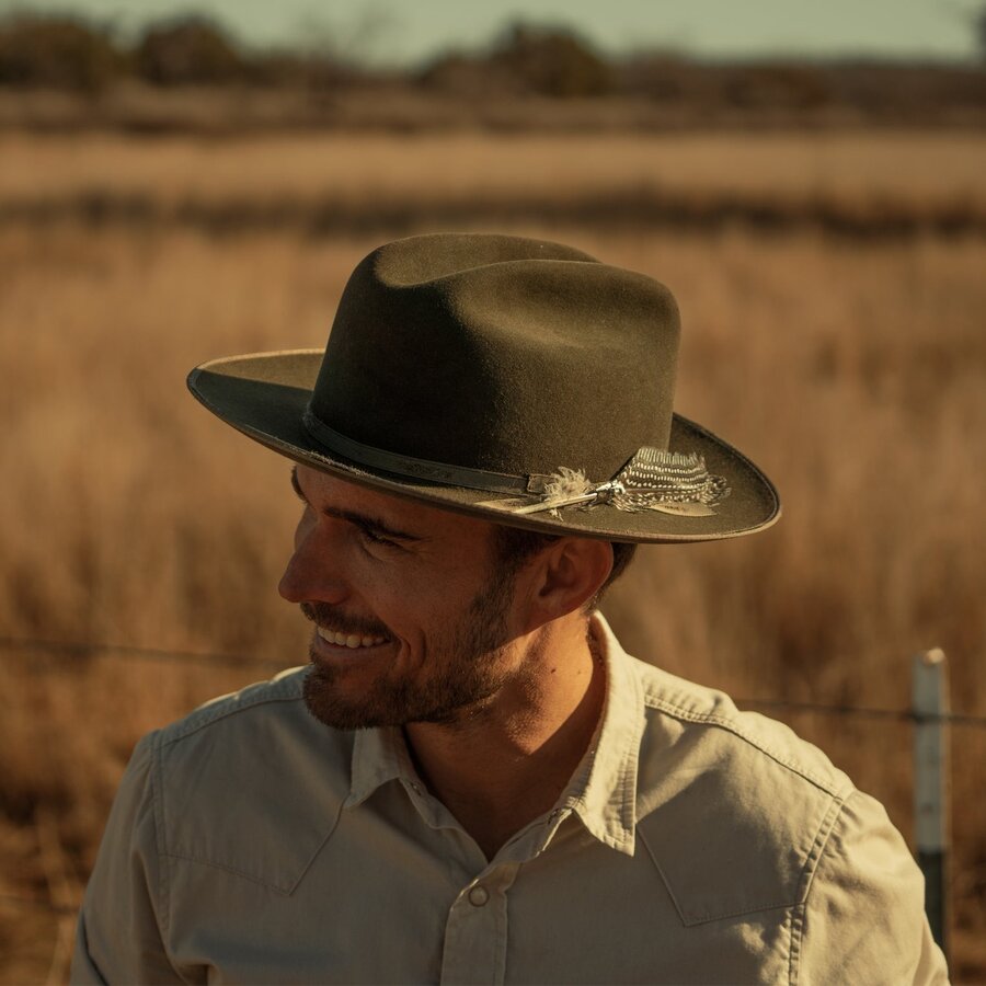 Unique Hats of Canada: Between Tradition and Symbolism - Henri Henri