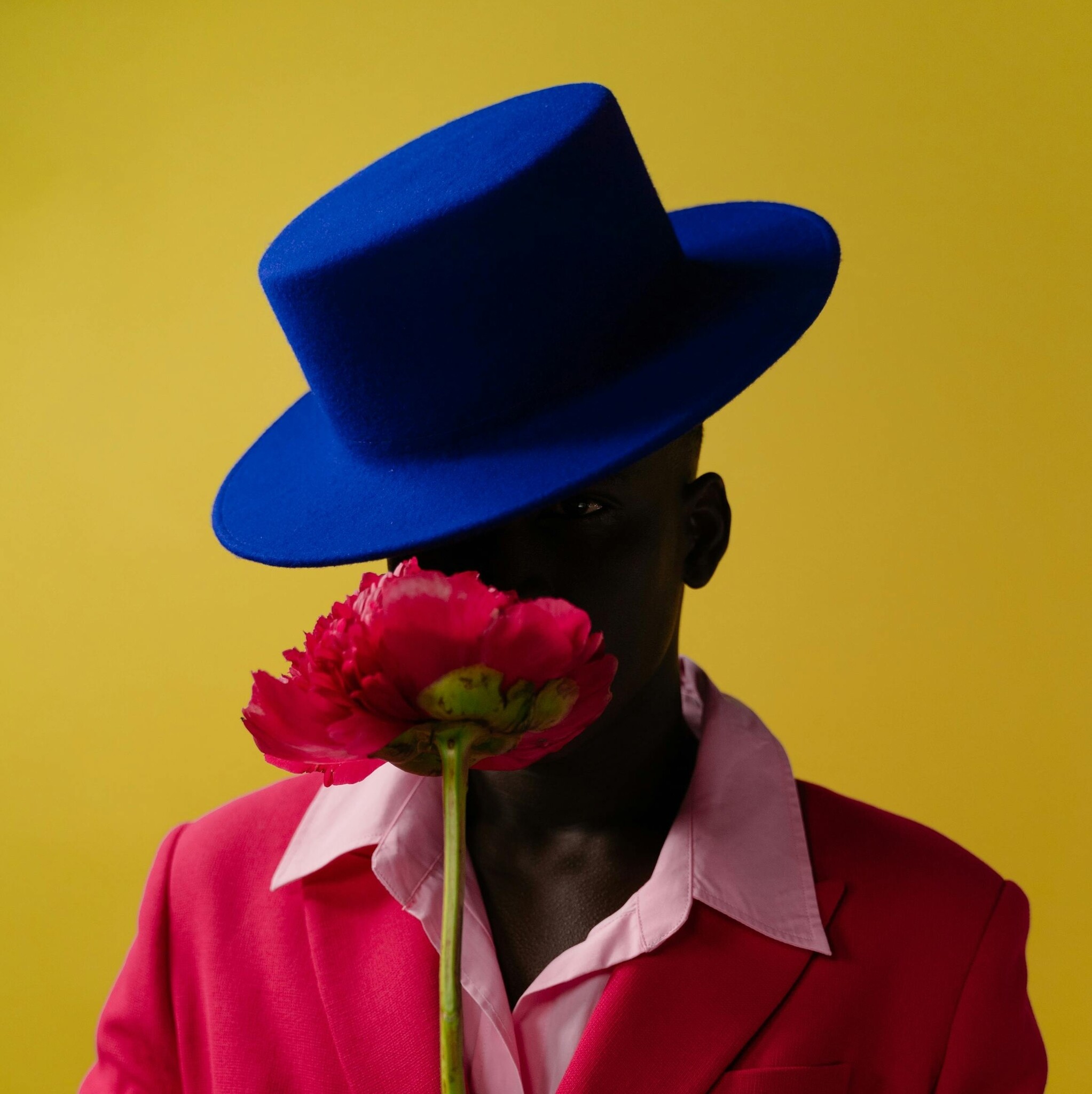 Que porter avec un chapeau bleu ? Nos conseils mode | Henri Henri ...