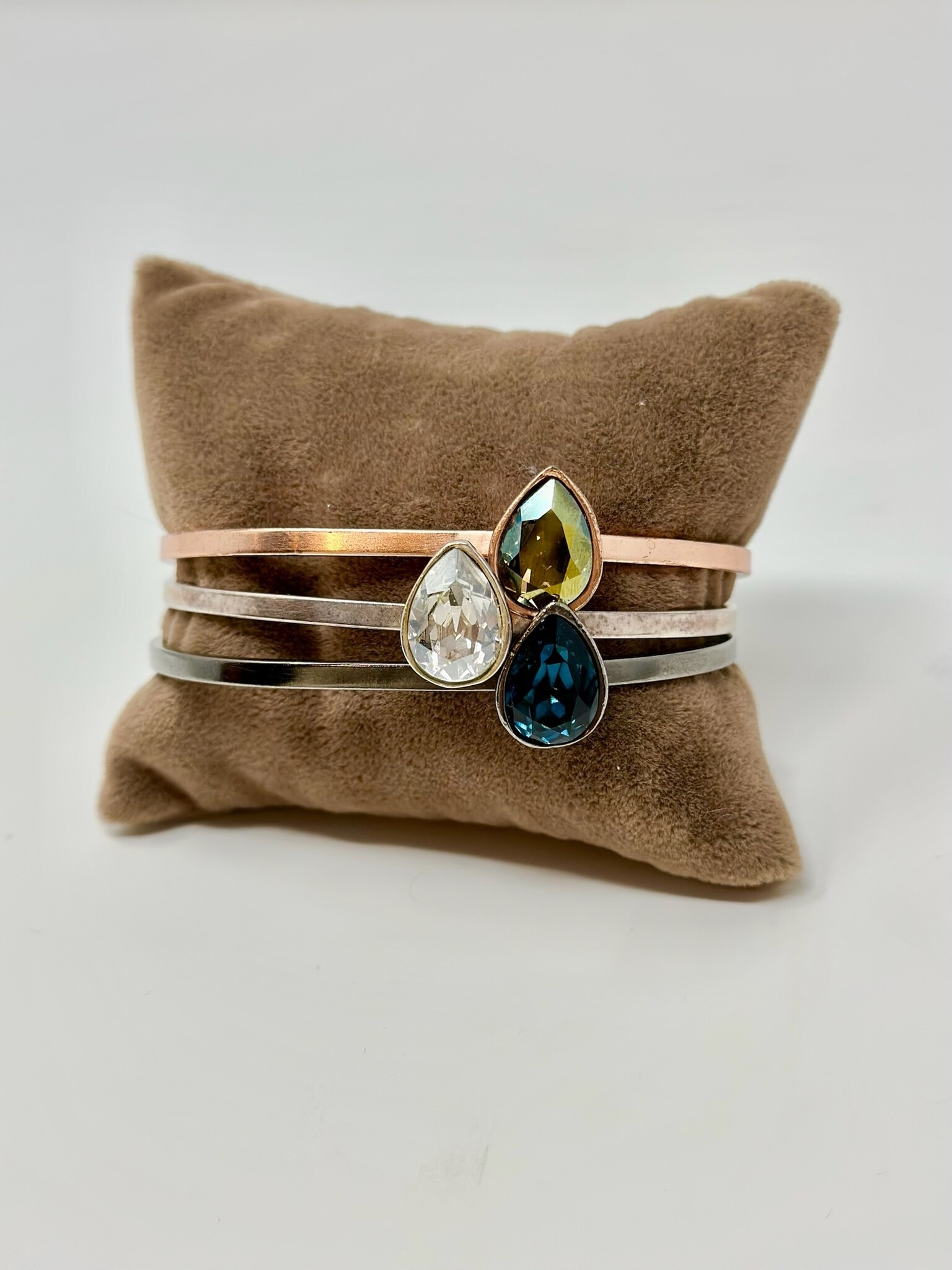 Diana Warner-Teardrop Stacking Bracelet - Diana Warner Diana Warner-Teardrop Stacking Bracelet - Diana Warner