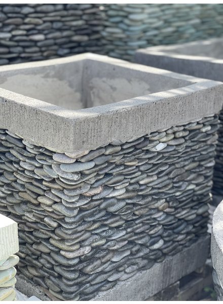 Pebble Pottery - PotteryScapes