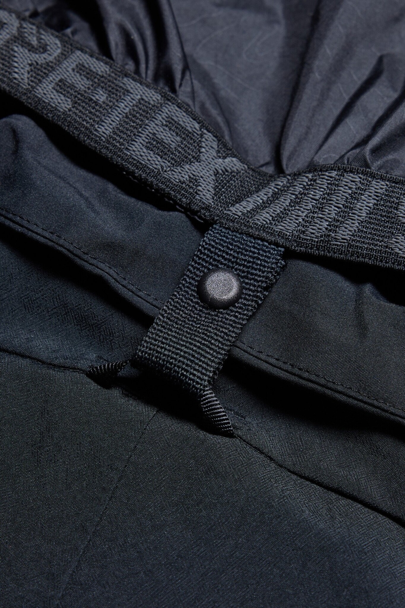 686 GHOST 2.5L ANORAK JACKET FATIGUE CAMO COLORBLOCK 2025 - ONE Boardshop