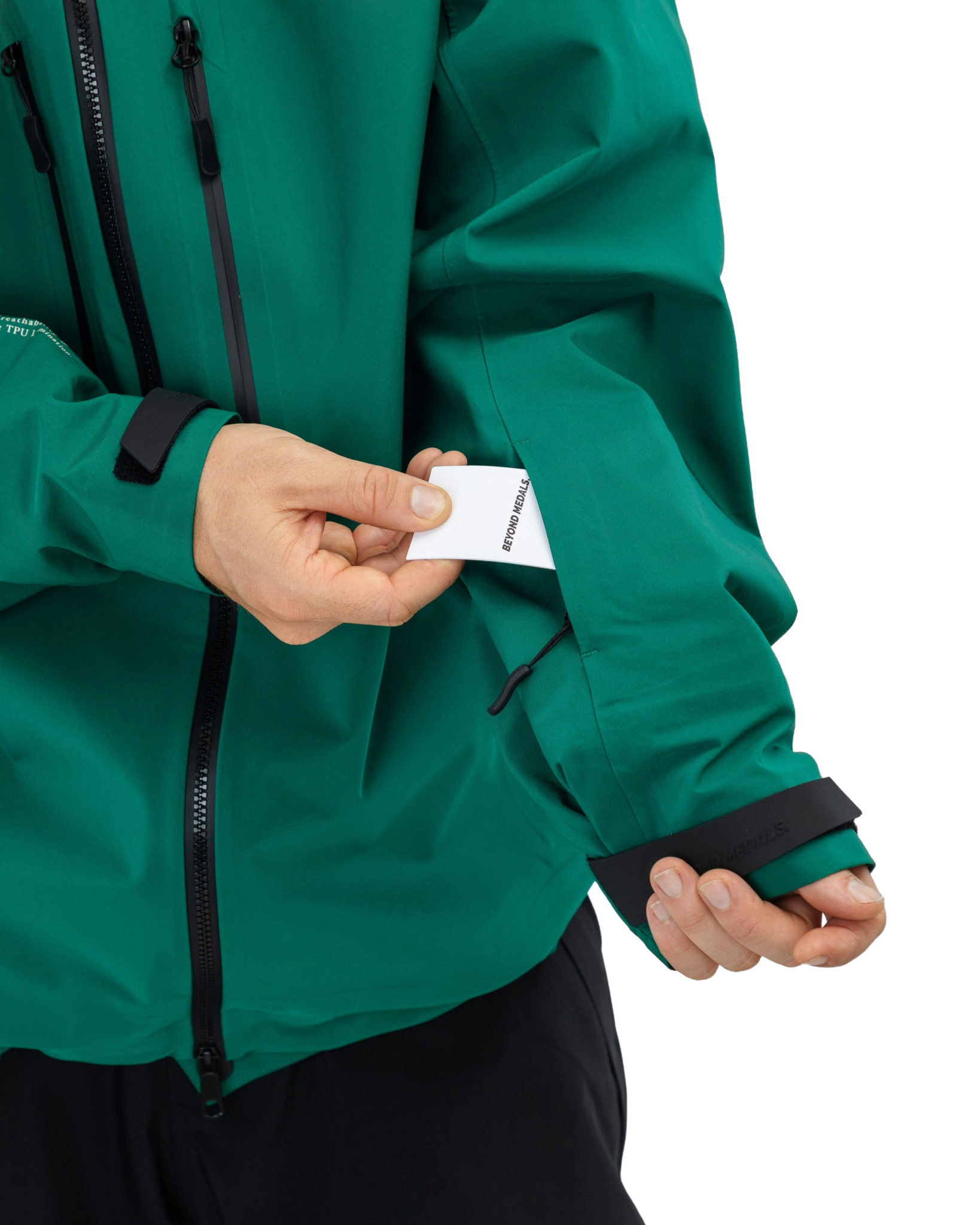 BEYOND MEDALS PRO TECH 3L JACKET GREEN 2026 - ONE Boardshop