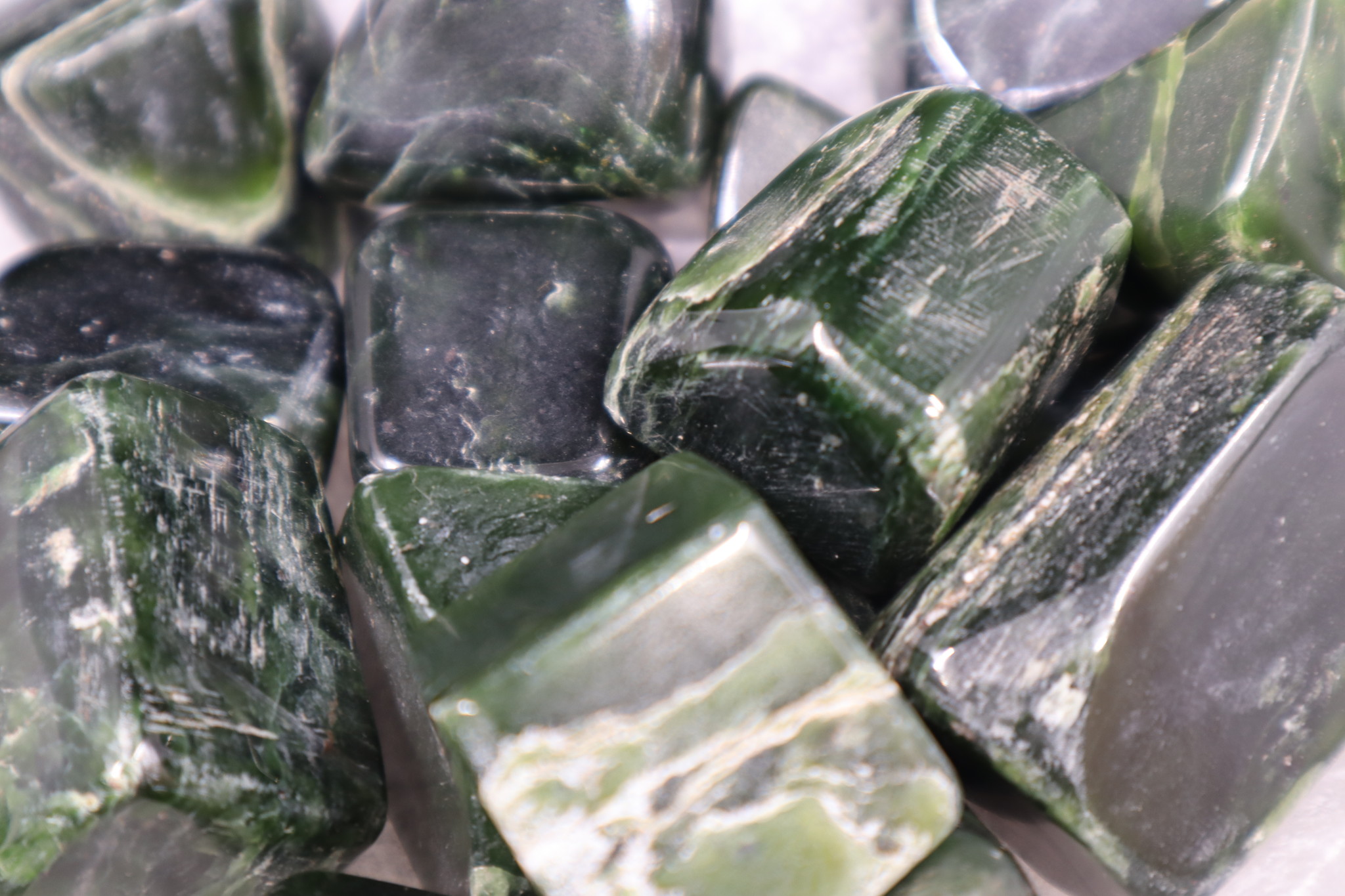 Jade Tumbled XL - Awakenings