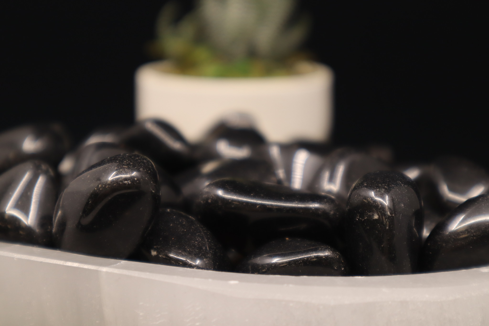 Apache Tear - Tumbled (Smooth) - Awakenings