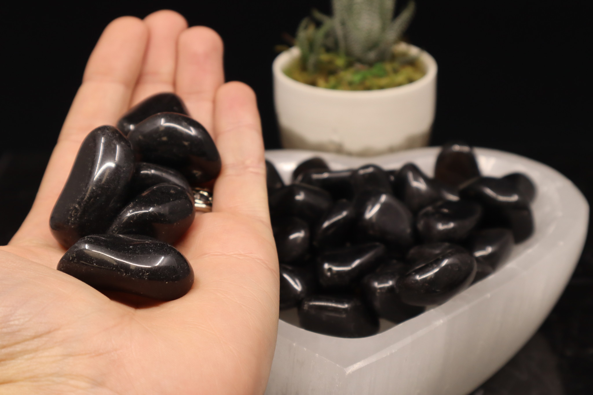 Apache Tear - Tumbled (Smooth) - Awakenings