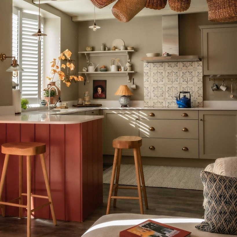 Picture Gallery Red No. 42 | Farrow & Ball Handcrafted Paint - Carbon ...