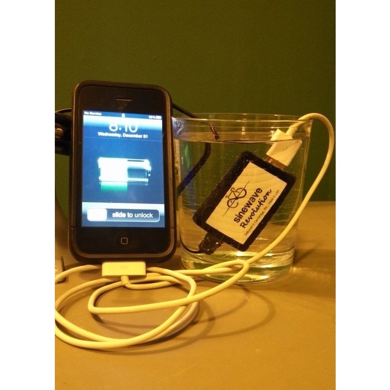 Chargeur USB Dynamo Sinewave Cycles Revolution Dynamo USB Charger - C&L ...