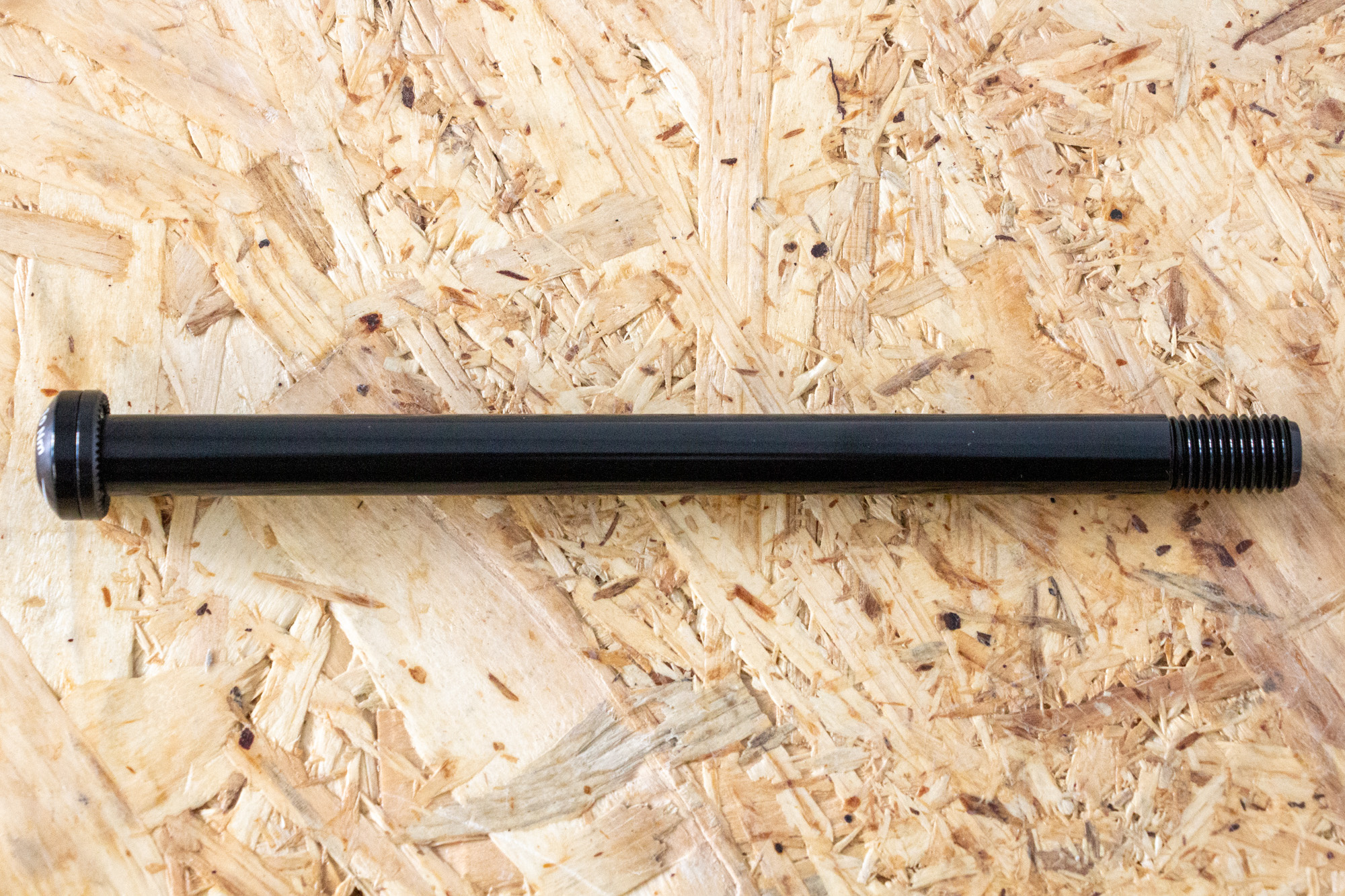 Axe Transversal pour Bassi Coyote Thru Axle - C&L Cycles