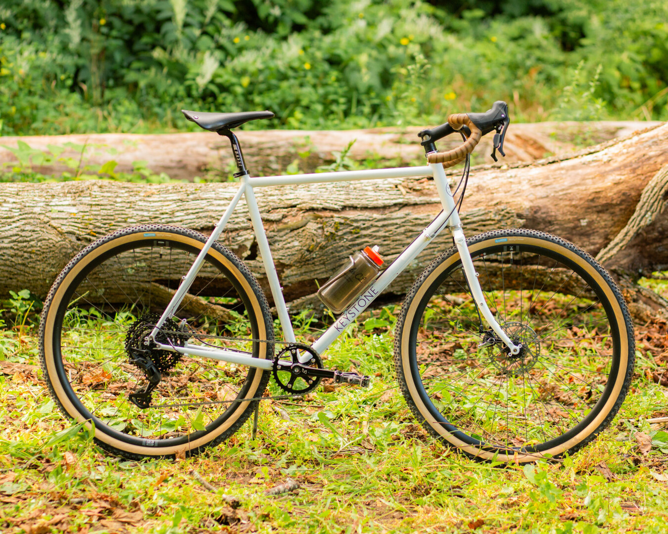 Vélo Complet Bassi / Keystone Os Prototype Bone 61.5cm Complete Bicycle ...
