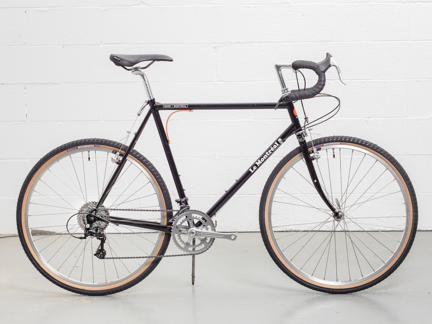 Bassi Montreal V3 Randonneuse Complete Build - C&L Cycles