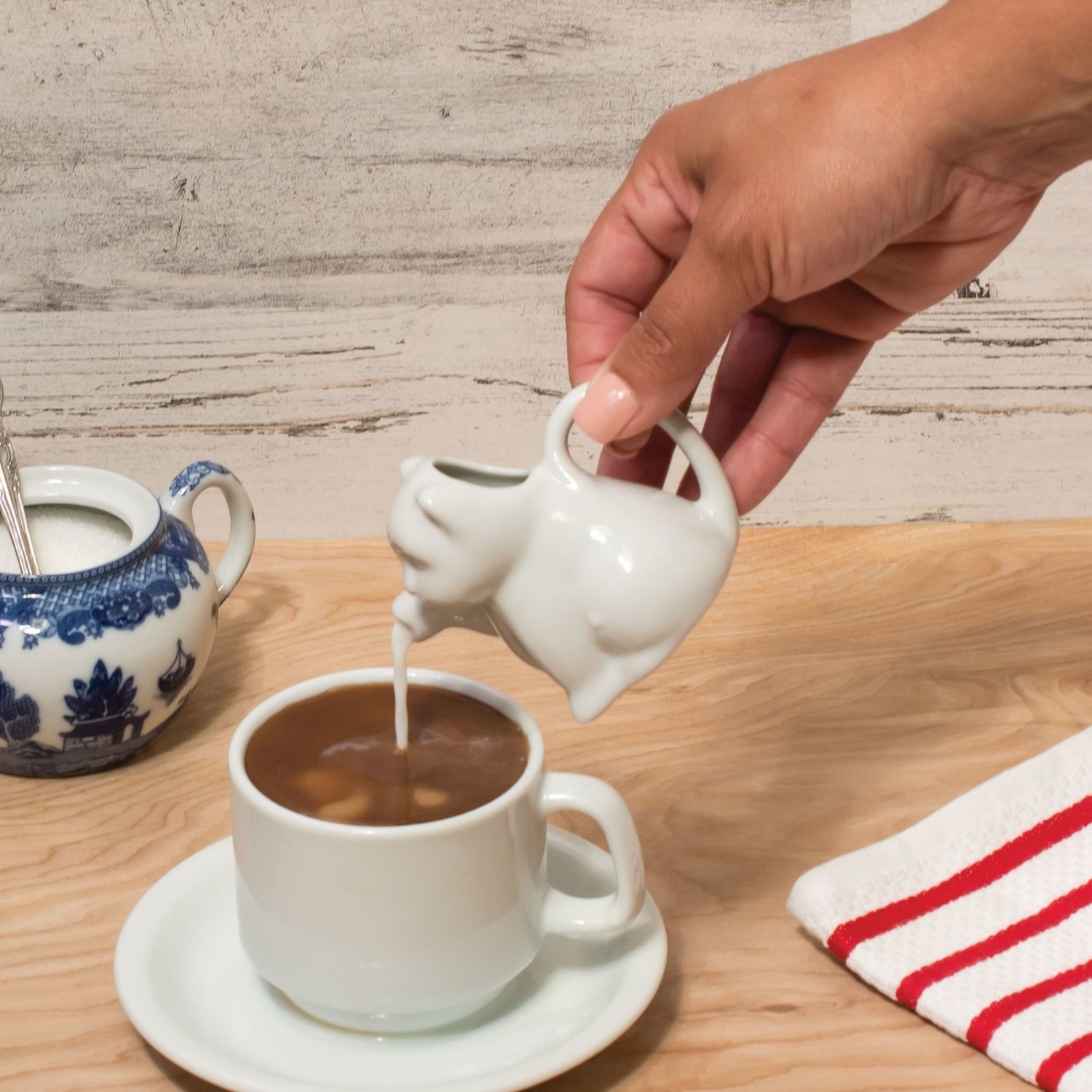 Mini Ceramic Cat Creamer - Whisk