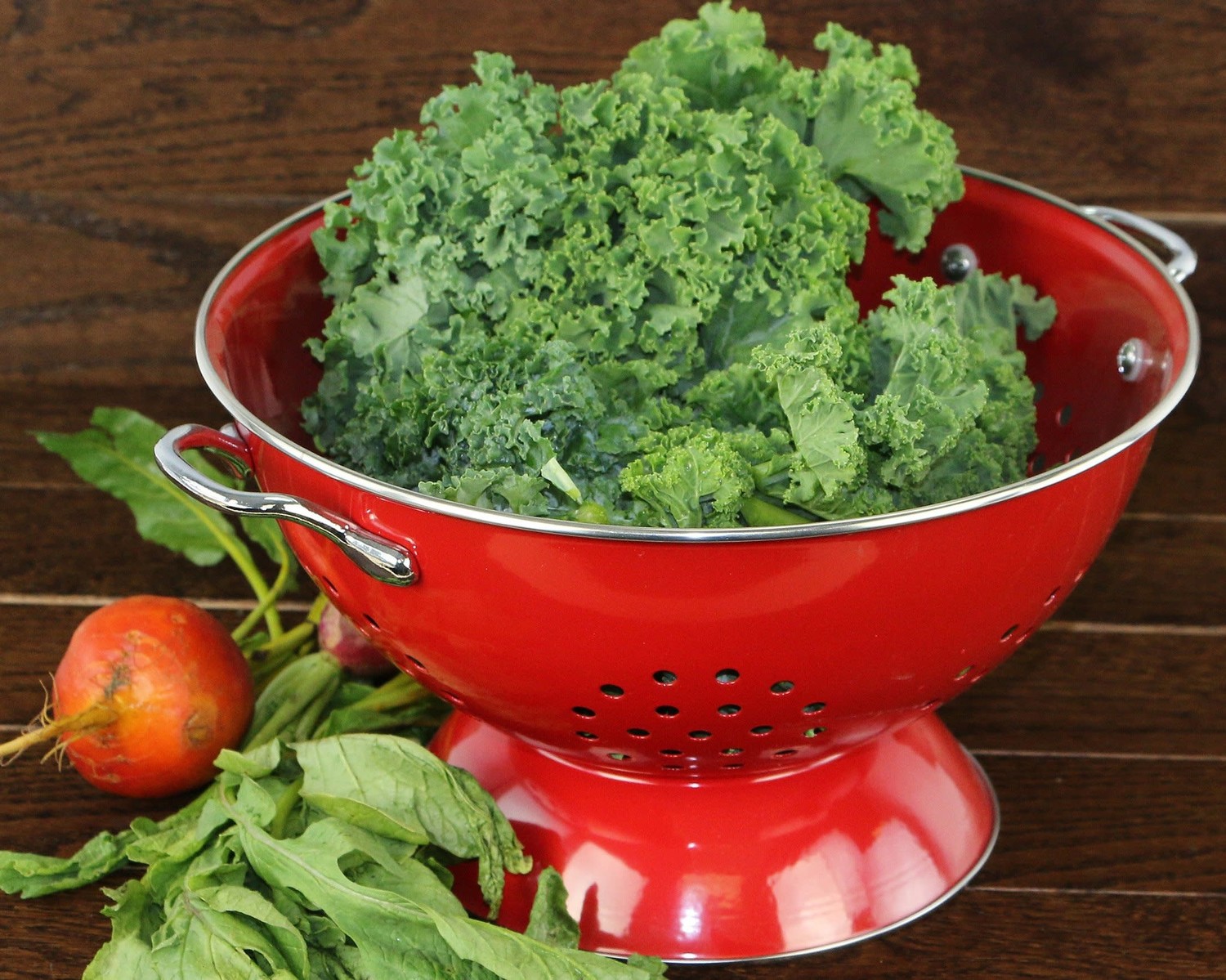 3 quart Red Colander - Whisk