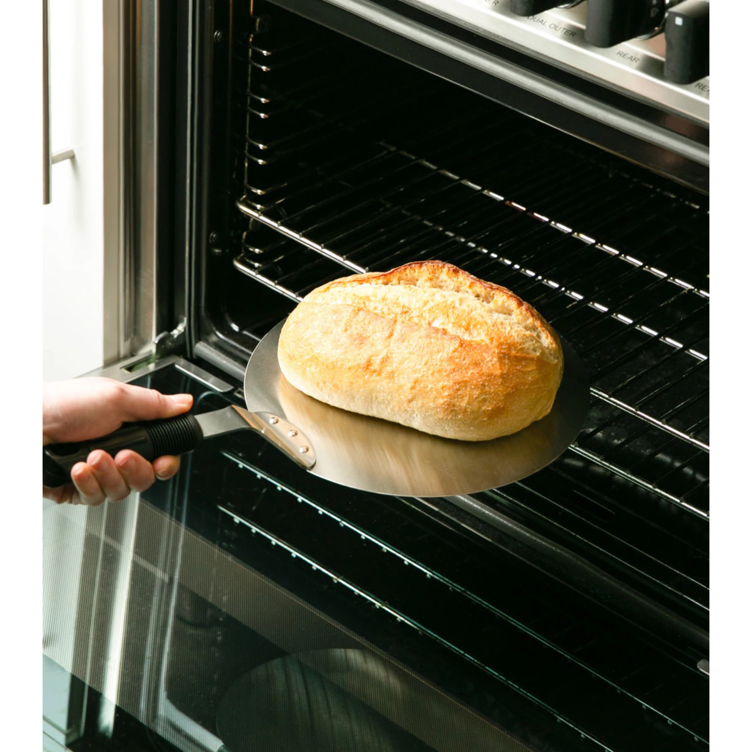 Pizza Lifter - Whisk