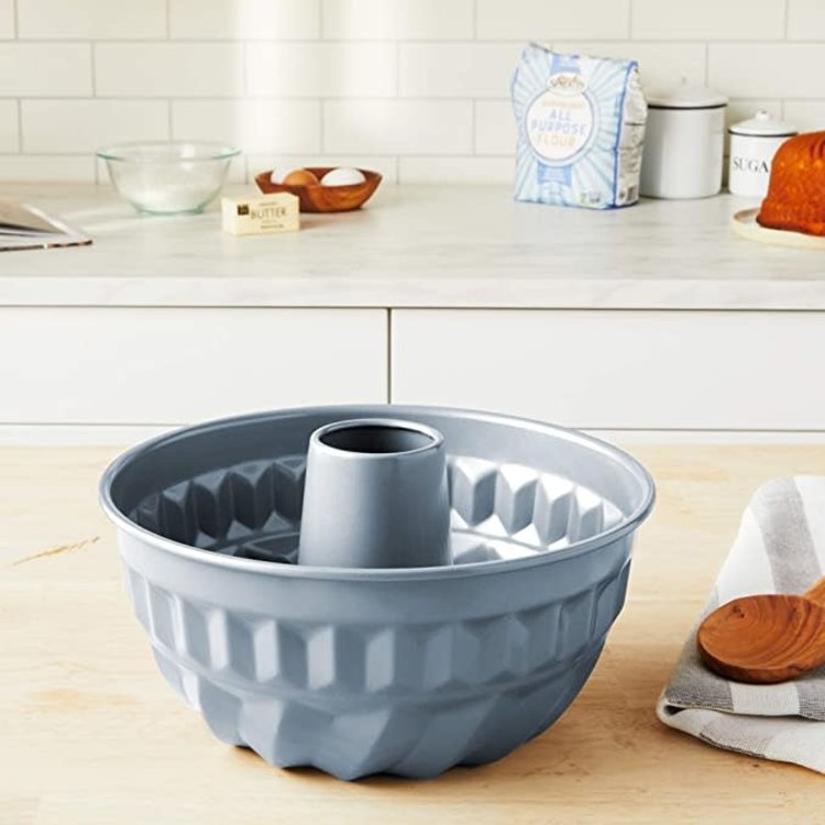 Kugelhopf Pan - Whisk