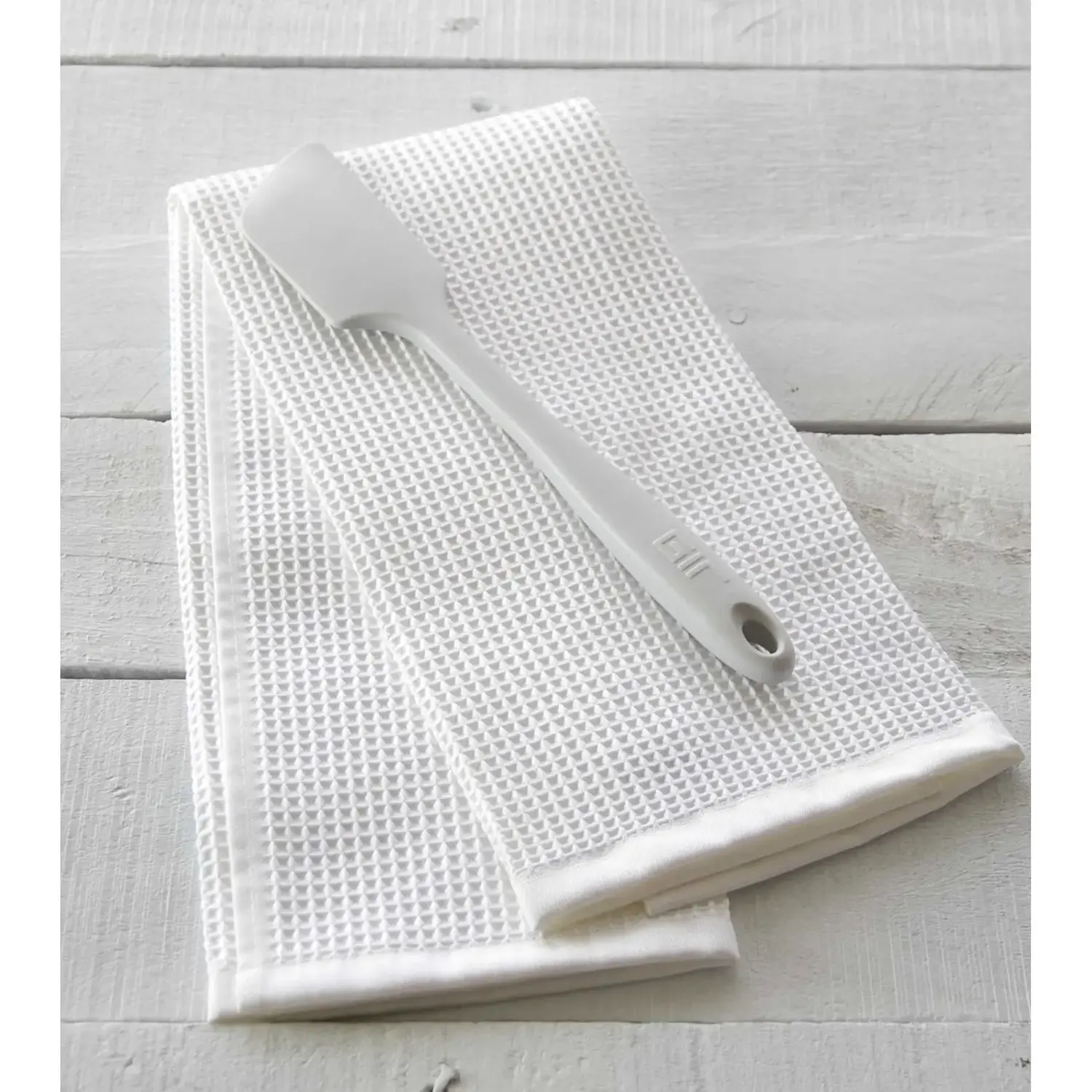 spatula, studio white - Whisk