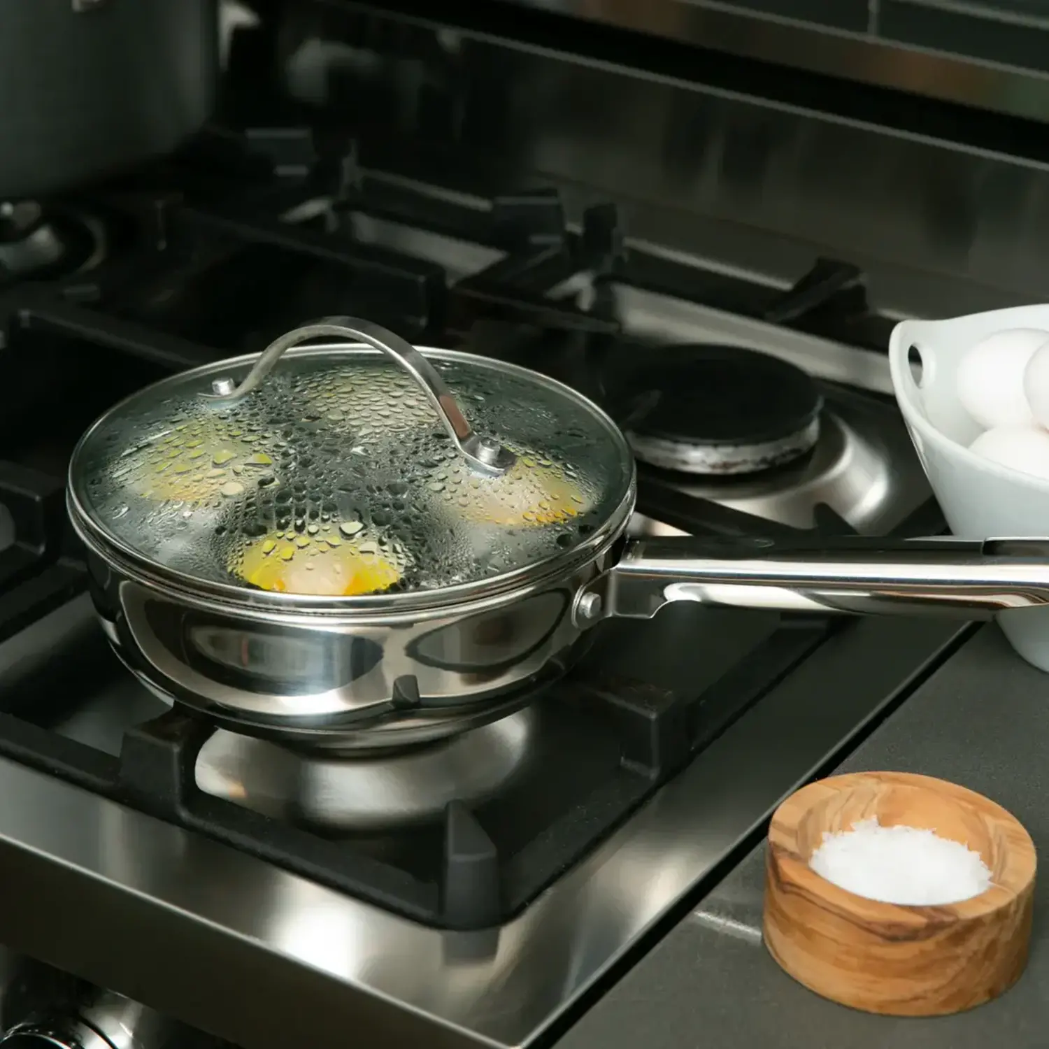 4 Egg Poaching Pan - Whisk