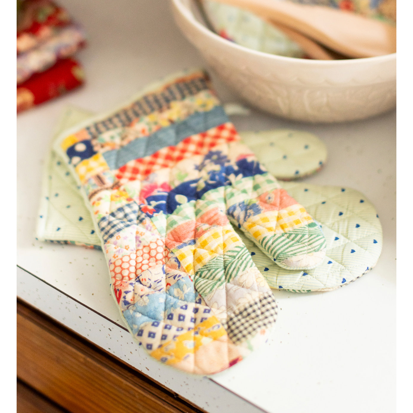 oven mitt, patch parade - Whisk