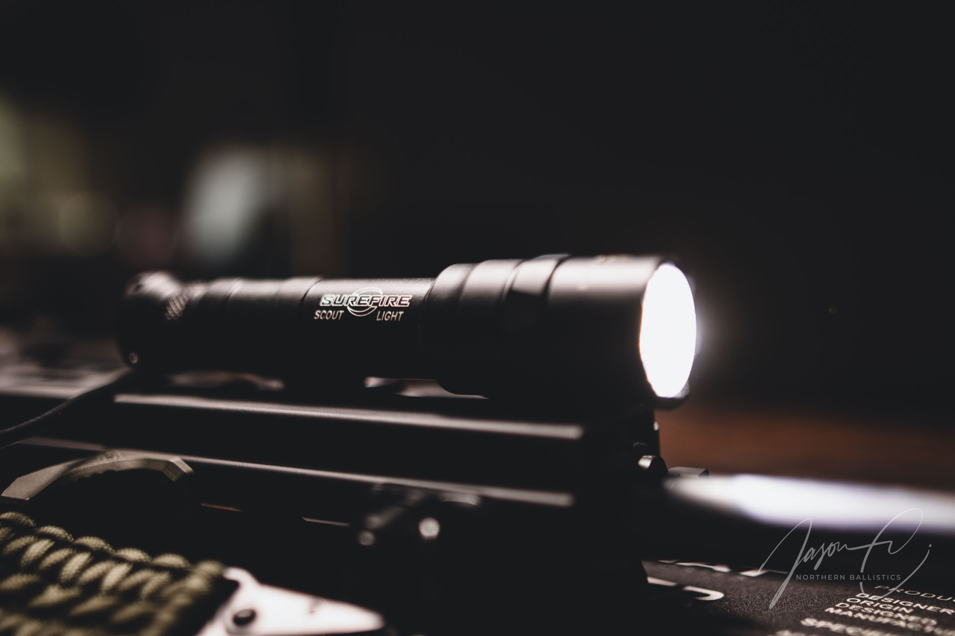 Surefire Scout Light Pro Dual Fuel 1500LU LED Black - Siwash Sports