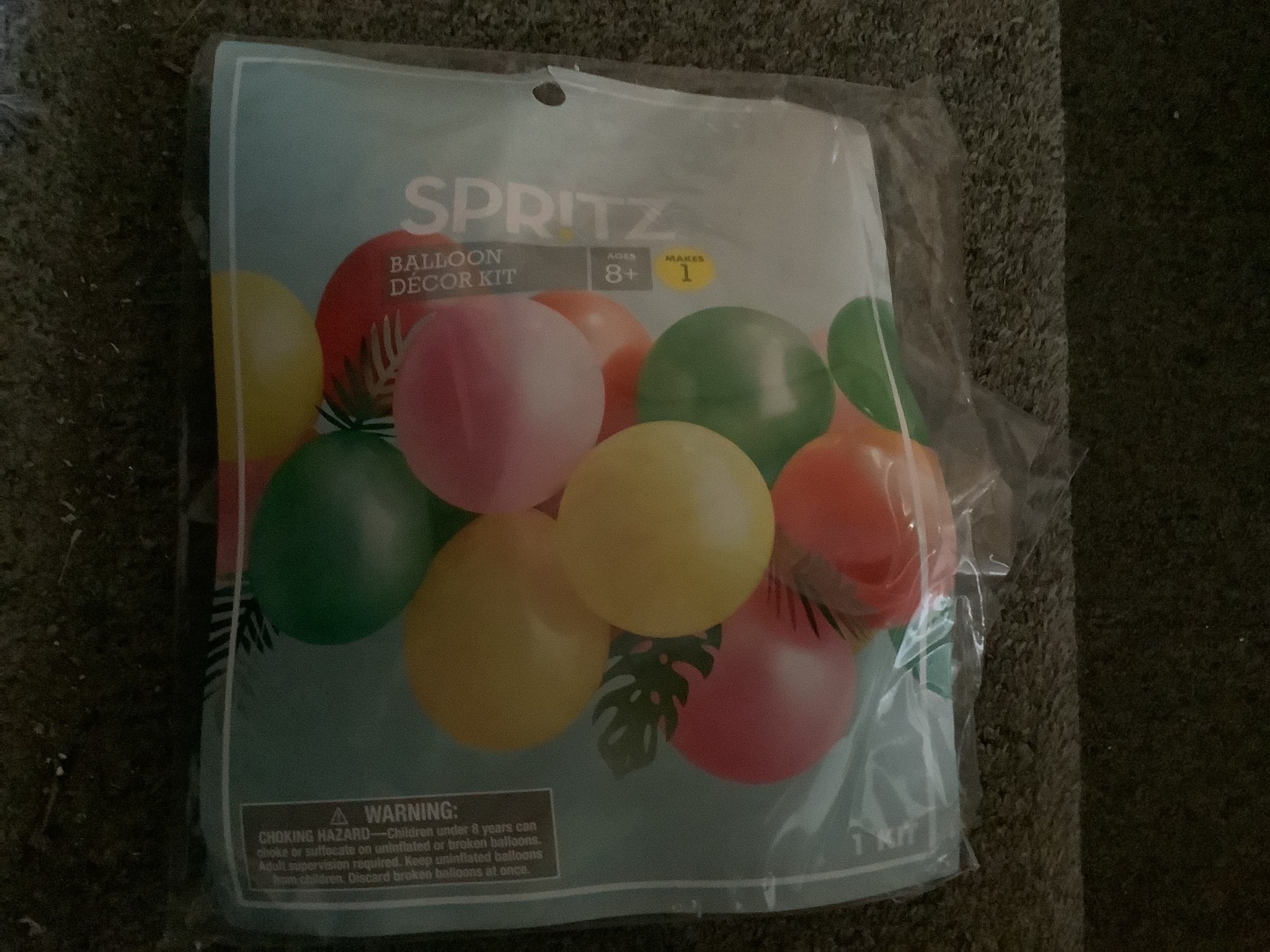 Spritz balloon decor kit - D3 Surplus Outlet