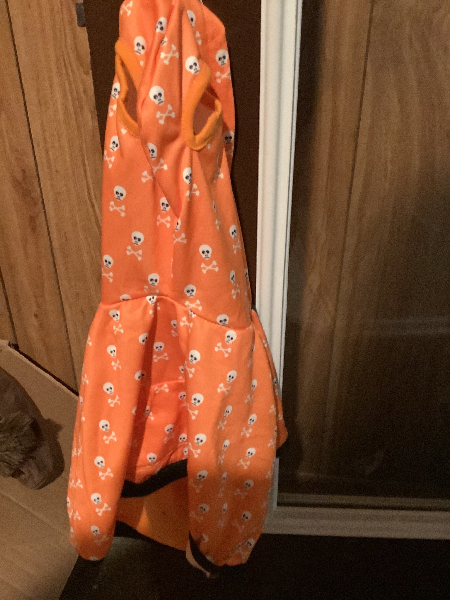 Skull and crossbones costume L - D3 Surplus Outlet