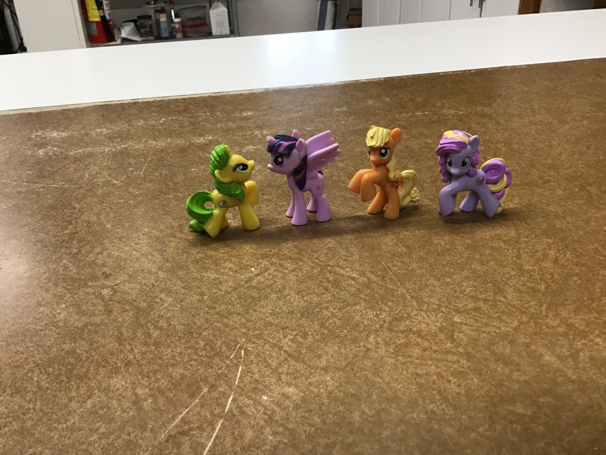 *Only 4* My Little Pony Toys 6 Ponies Collection - D3 Surplus Outlet