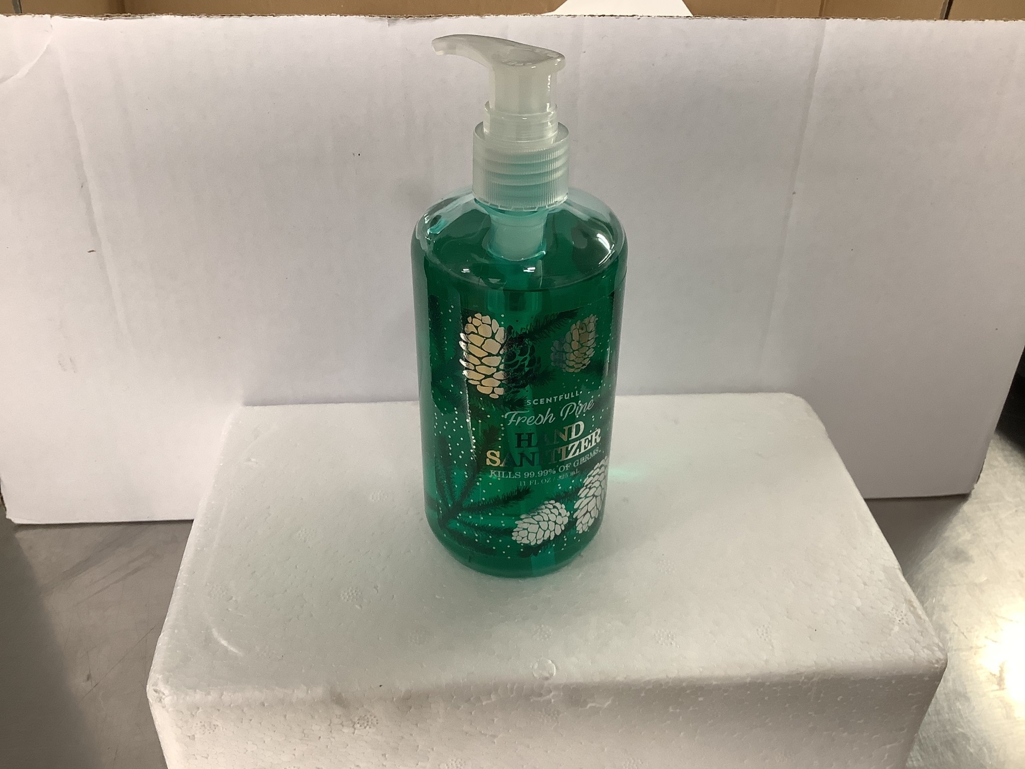 Expired Scentfull Fresh Pine - Hand Sanitizer - D3 Surplus Outlet