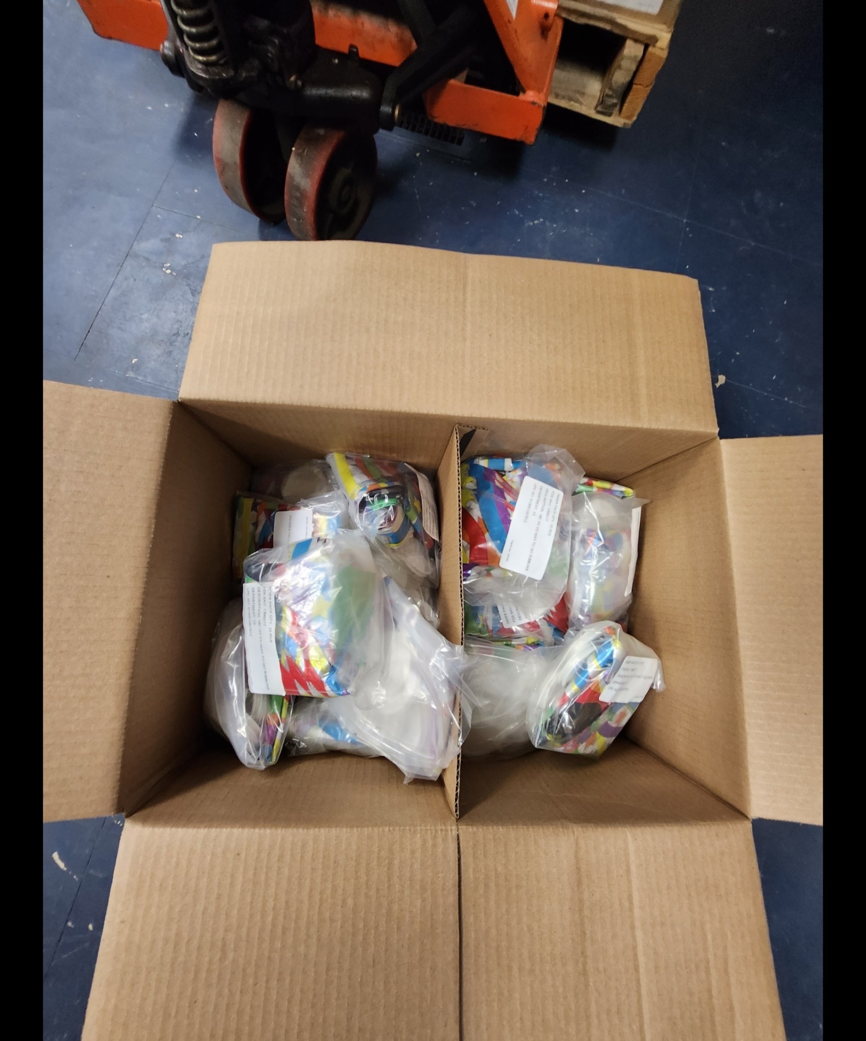 Box of 300 Balloons Anagram - 18 Way to Go w/ Ribbon Balloons (30 packs ...