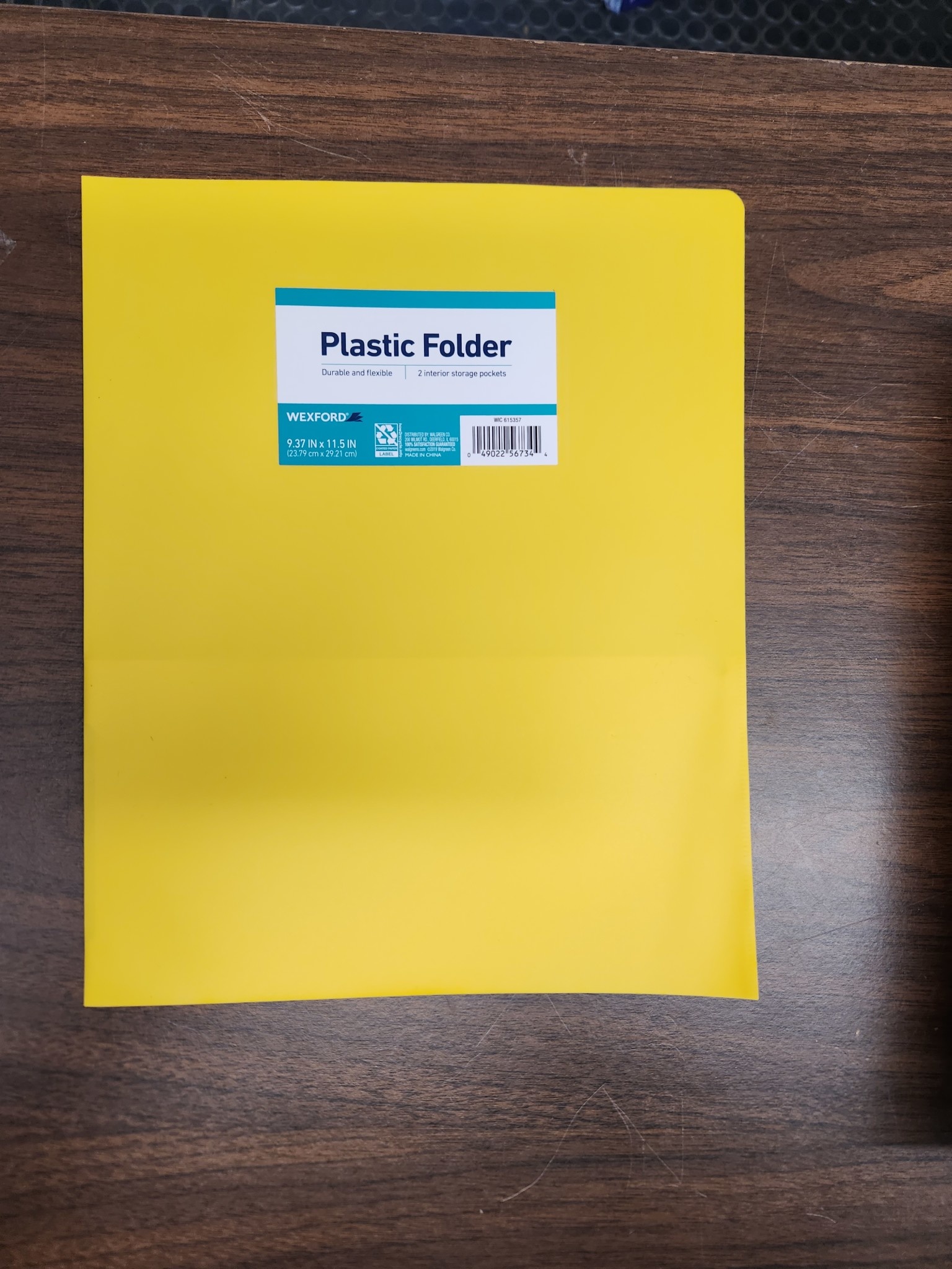 * YellowWexford 9.37x11.5 Plastic 2 Pocket Folder* - D3 Surplus Outlet