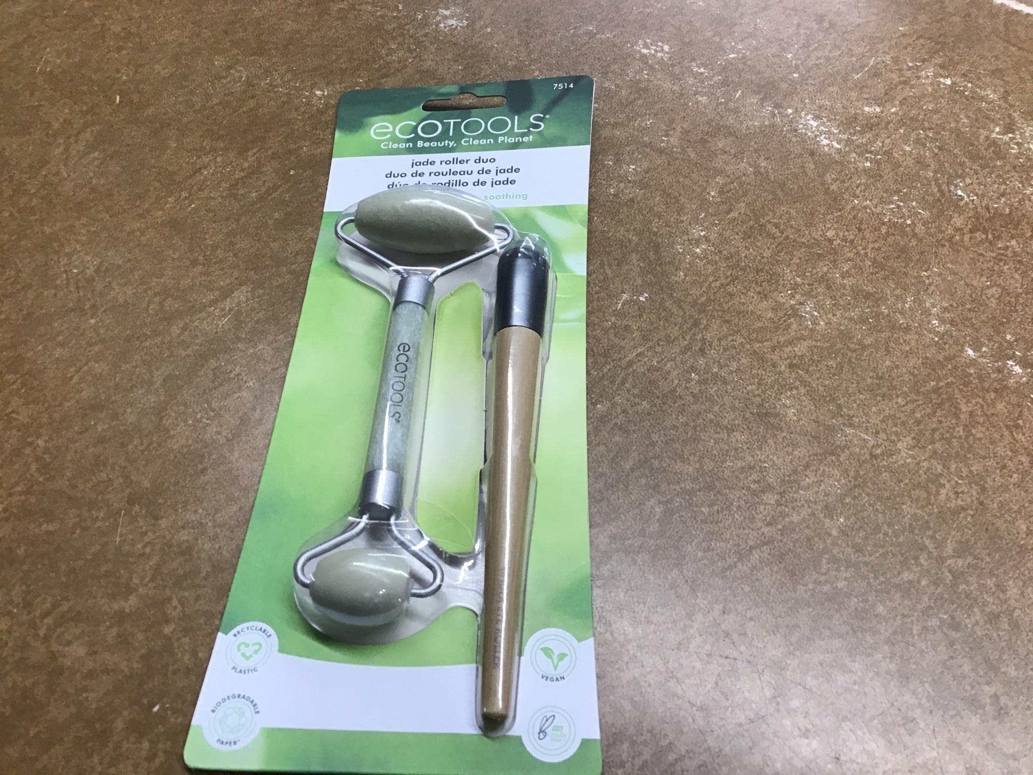 *open package* EcoTools Jade Roller Duo - D3 Surplus Outlet