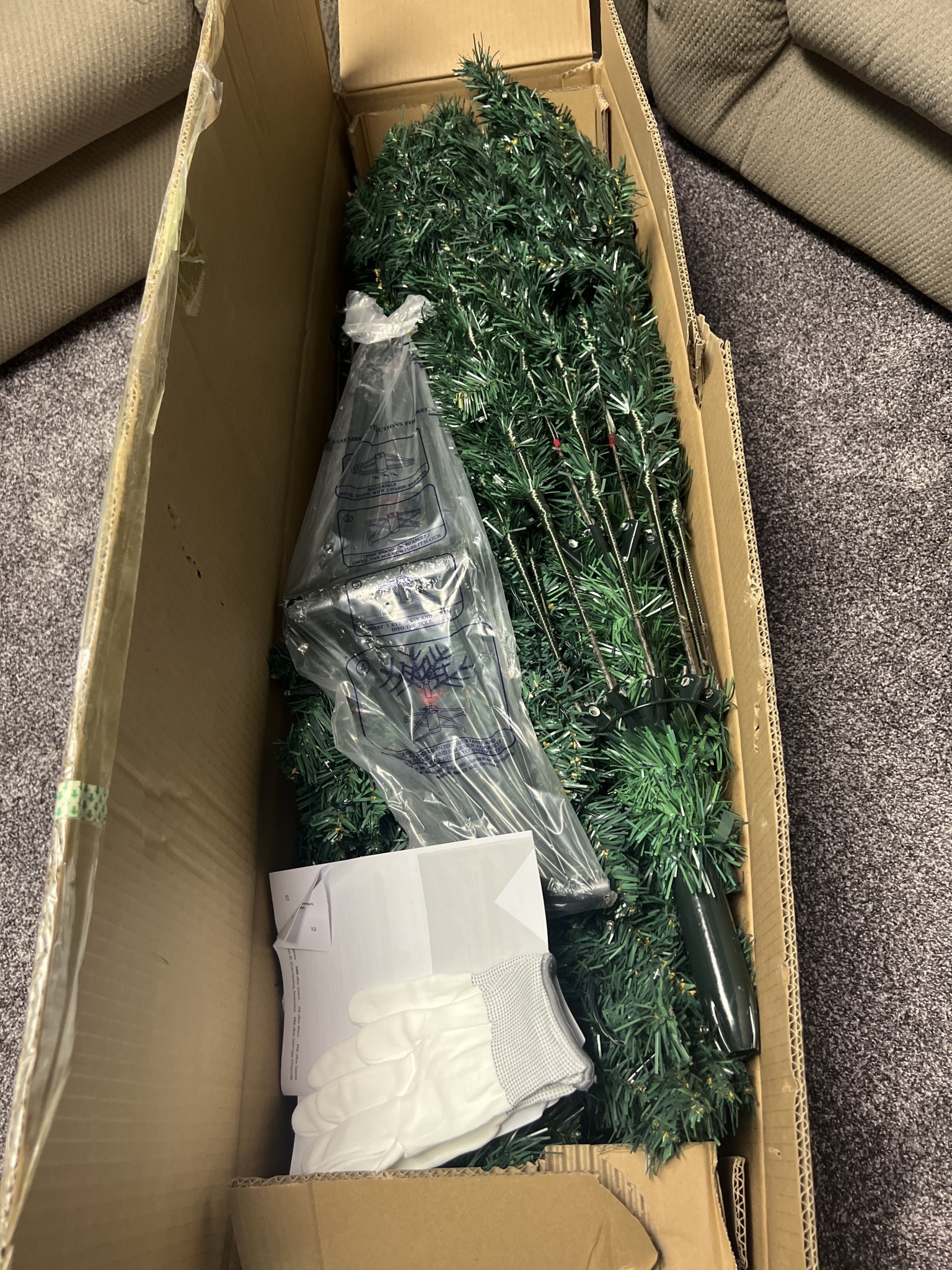 Open box- Powerstone Christmas Tree 7 1/2 ft led pre-lit tree - D3 ...