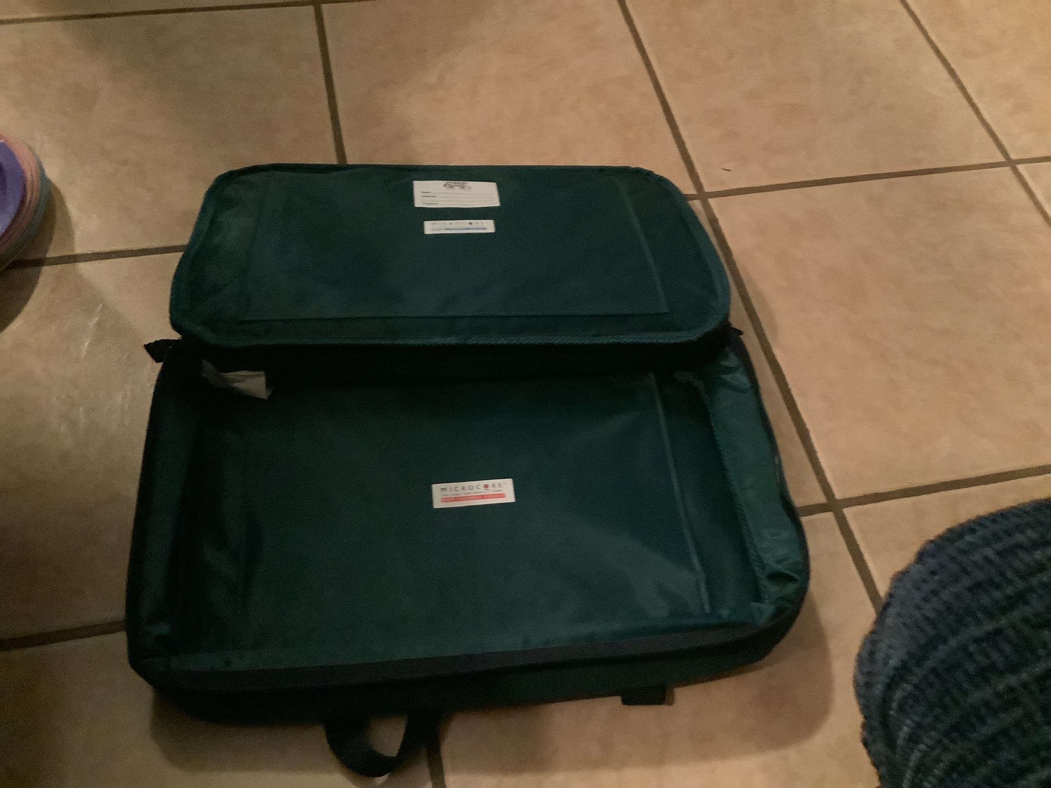 Pyrex Portables Microcore Casserole Dish - D3 Surplus Outlet