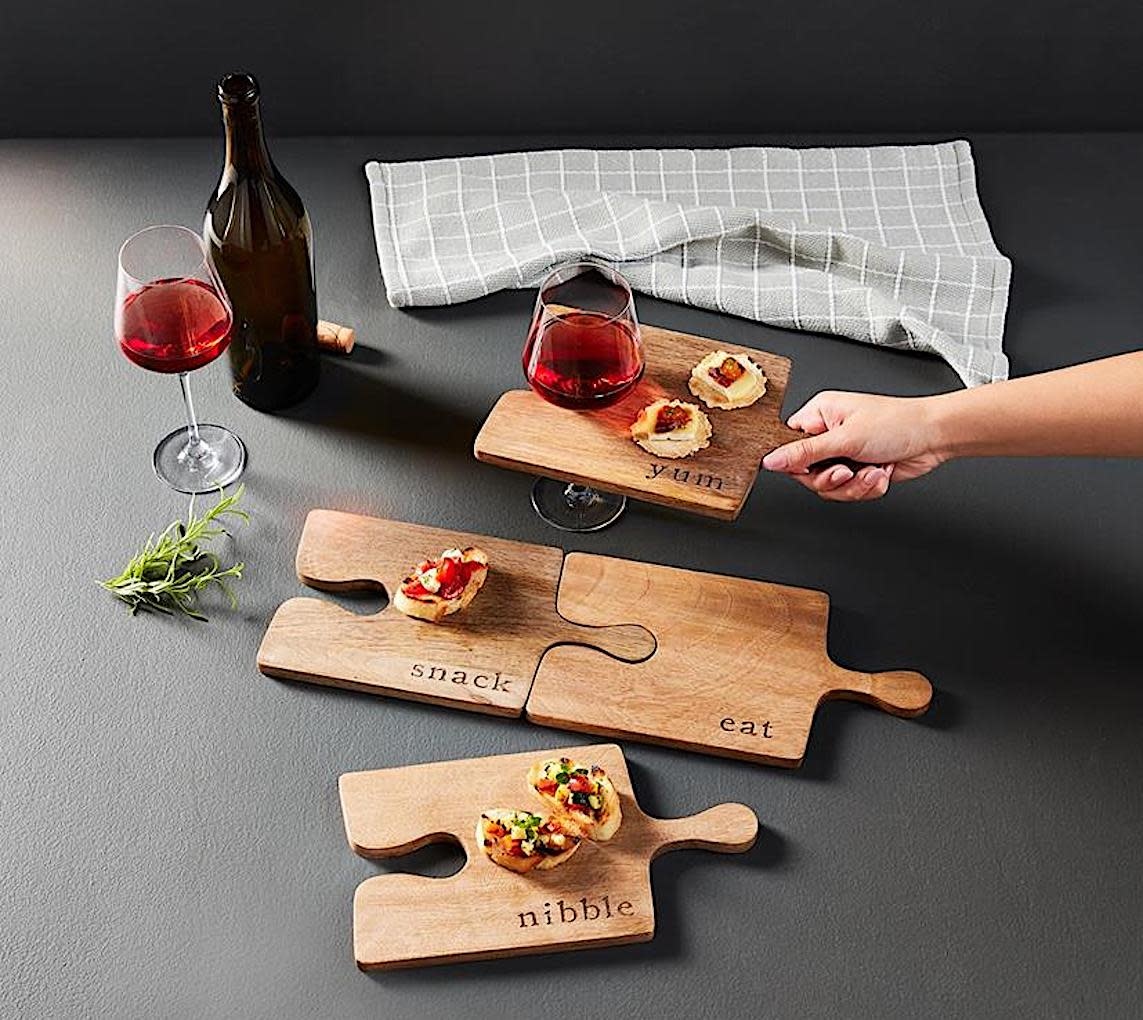 Mud Pie Interlocking Dual Serving Board Stemware Holder Set - Digs N Gifts