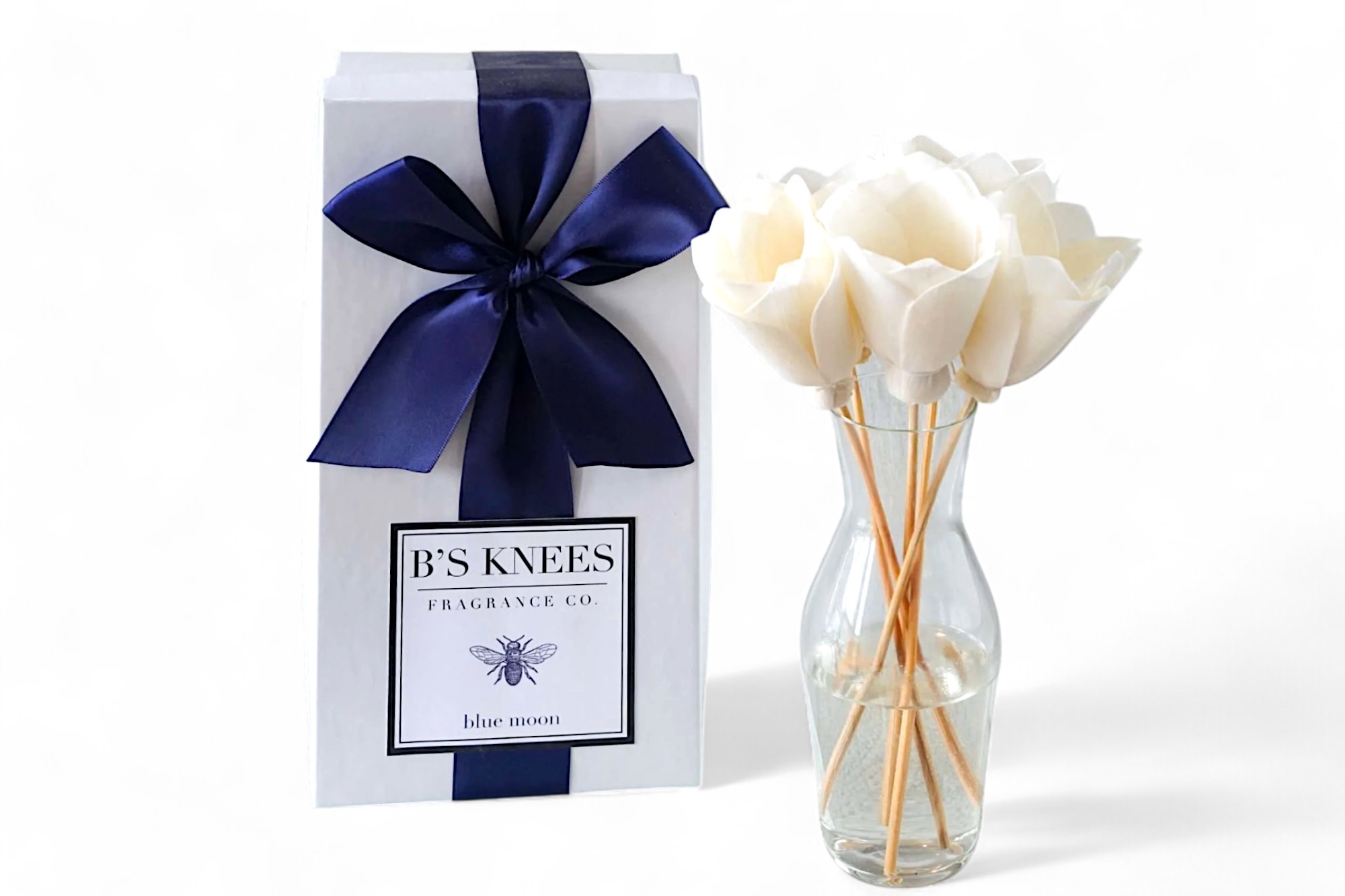 Fragrance Diffusers Flower Reed Diffuser | Blue Moon Scent - Digs N Gifts