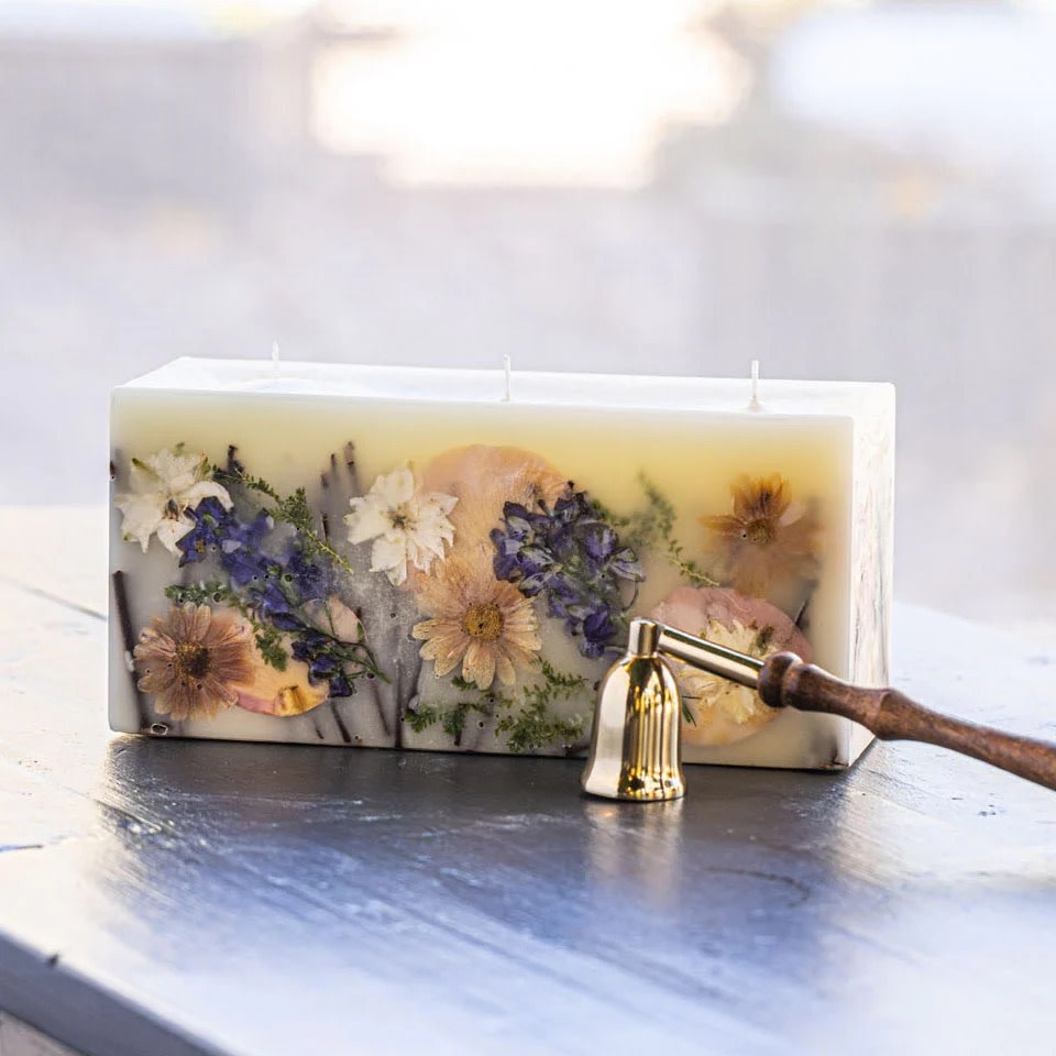 Vanilla Rain 3 Wick Brick Botanical Candle 9.5Lx4H - Digs N Gifts