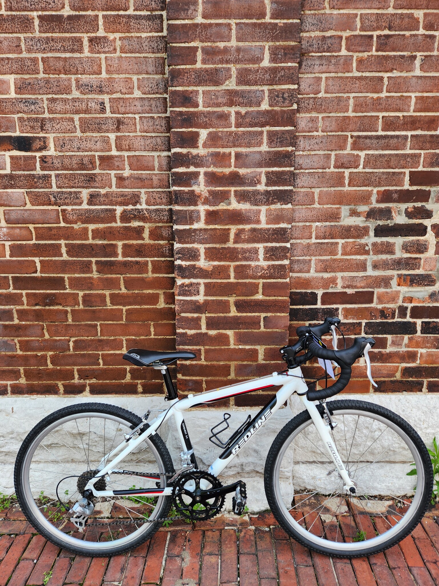 Bike : Redline Conquest : K24" wheel - St. Louis BWorks