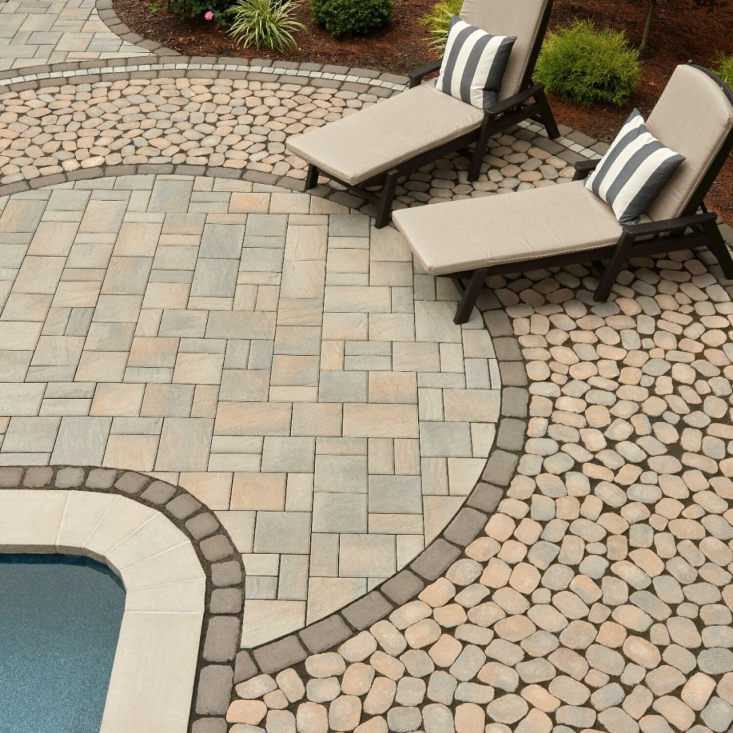 Techo-Bloc Blu 60 Smooth Paving Stones | Modern Patio & Walkway Pavers ...