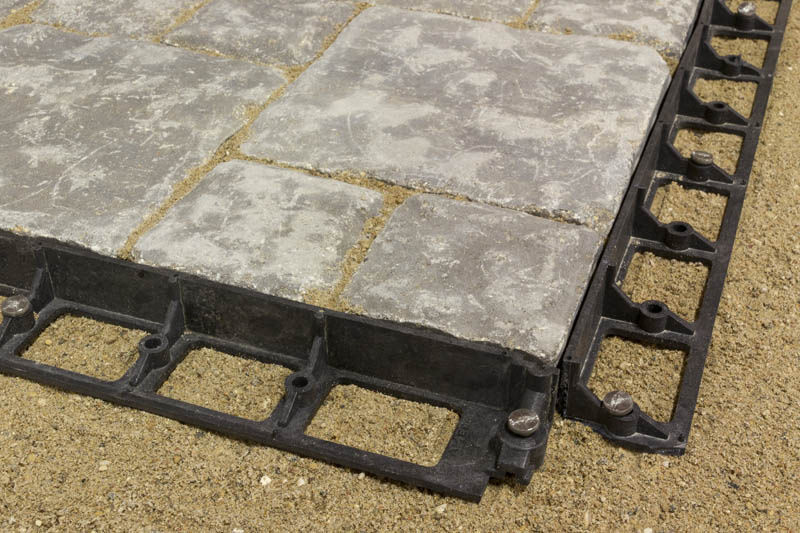 Snap Edge Paver Restraint | Prevent Patio Paver Shifting - CLS ...