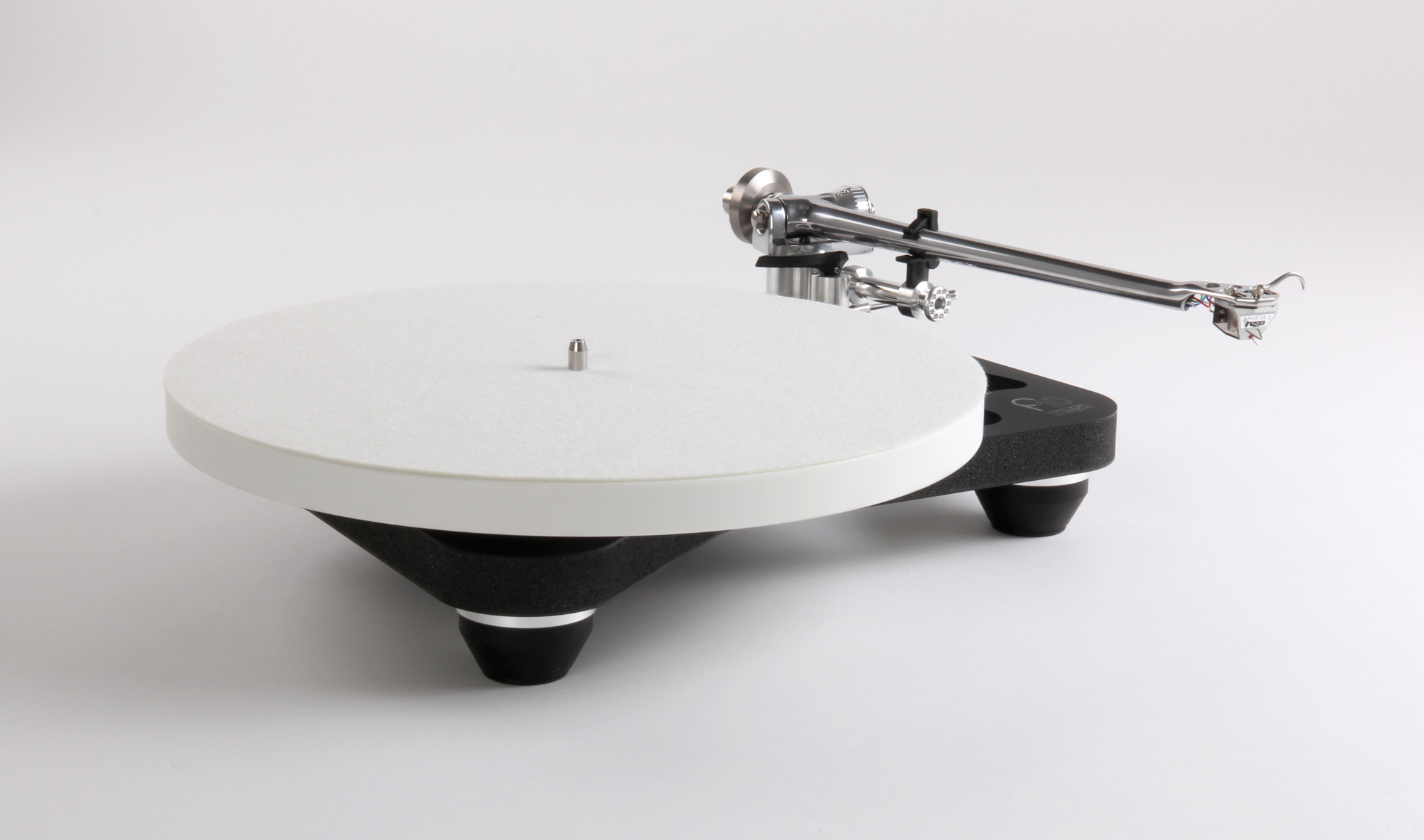 Rega Planar 10 Turntable - Hawthorne Stereo