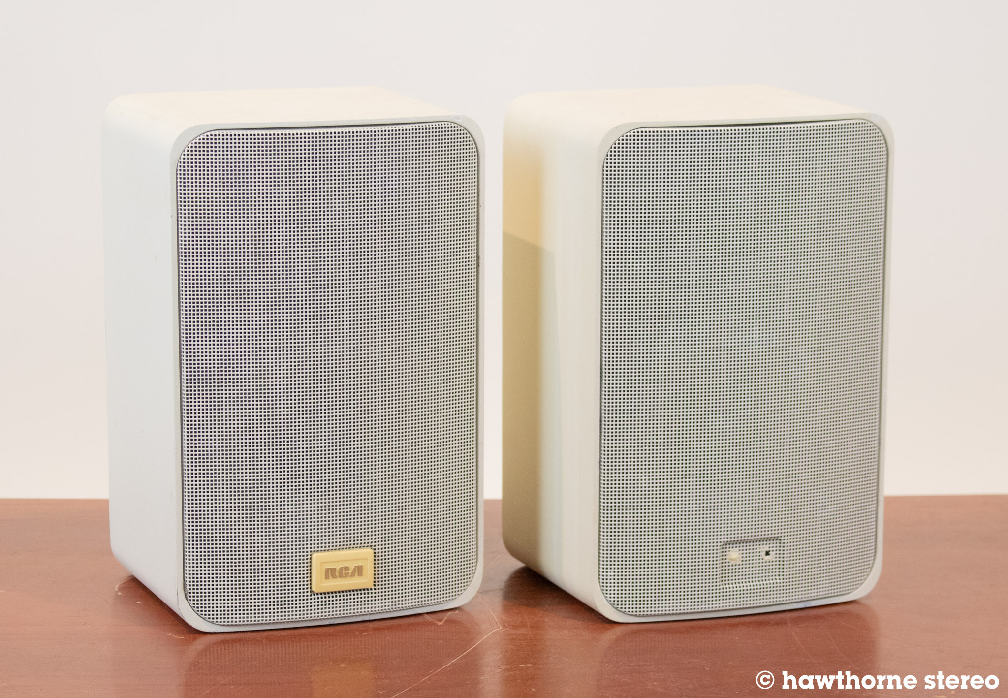 RCA 40-5004 Bookshelf Speakers USED - Hawthorne Stereo