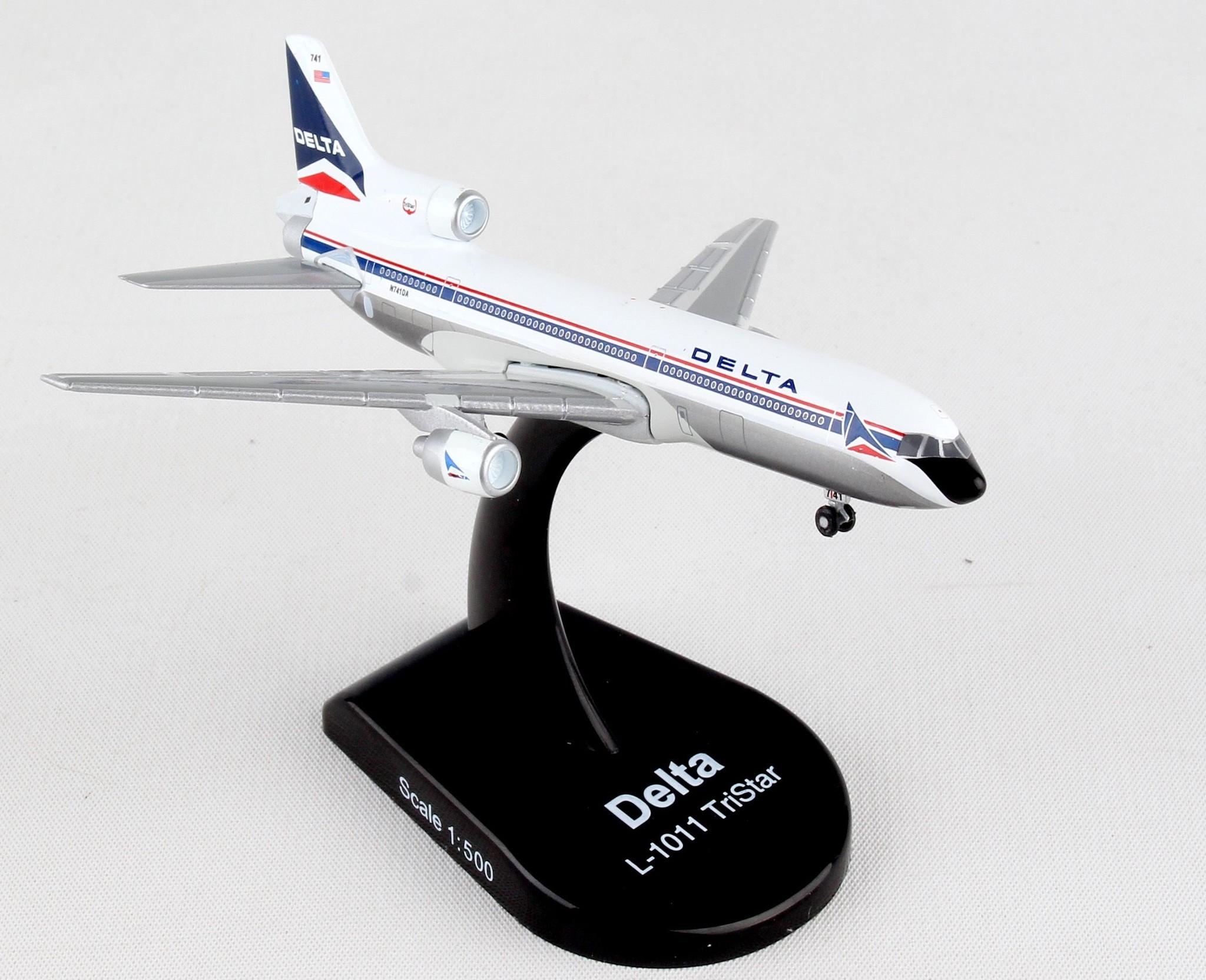 Postage Stamp L-1011 Tristar Delta - Planewear