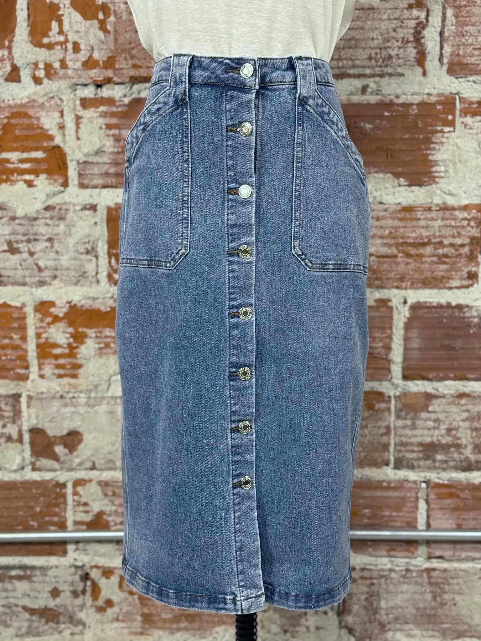 Shania Skirt, Bobbie Wash - Cheeks Jeans