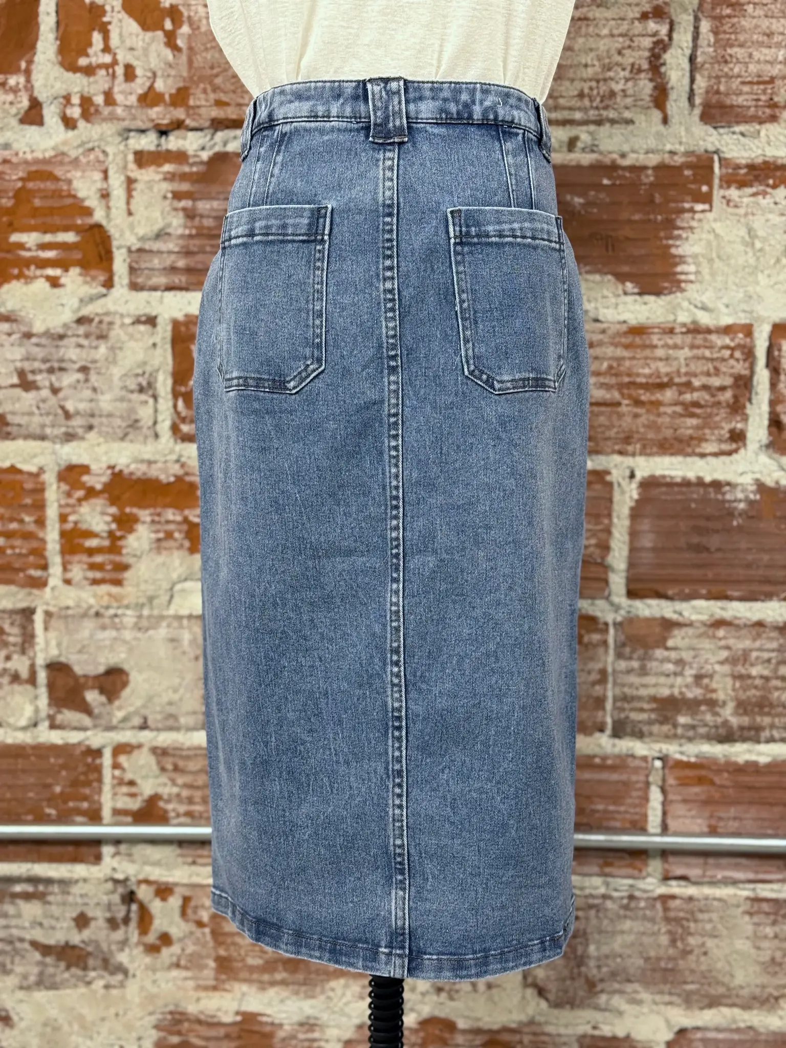 Shania Skirt, Bobbie Wash - Cheeks Jeans