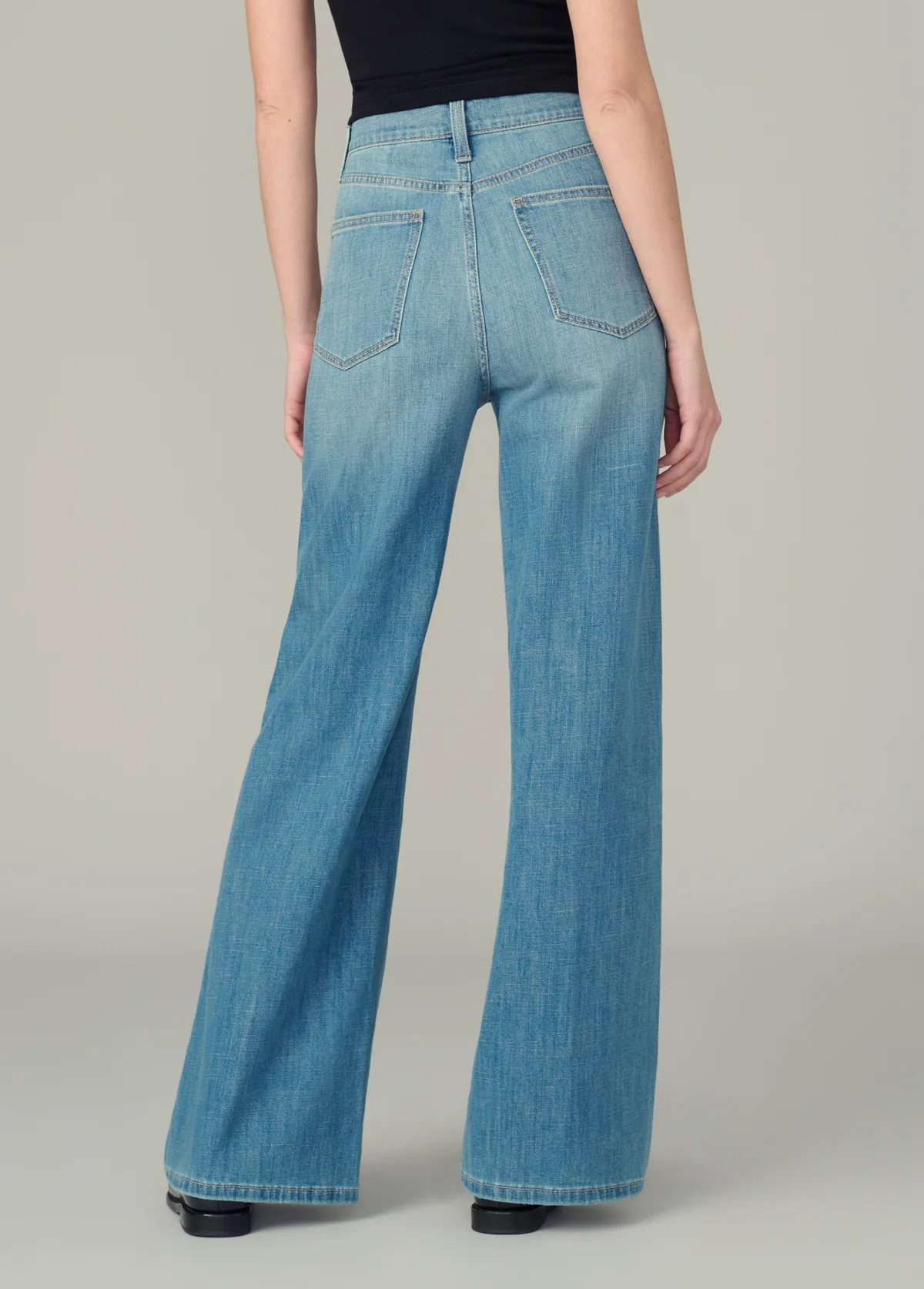 The Mia HR Petite, Hot Shot - Cheeks Jeans