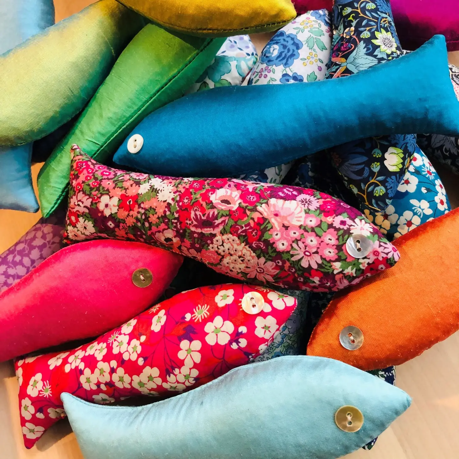 Lime Tree Design Box of 2 Lavender Sardines - Sofia's Boutique, Inc