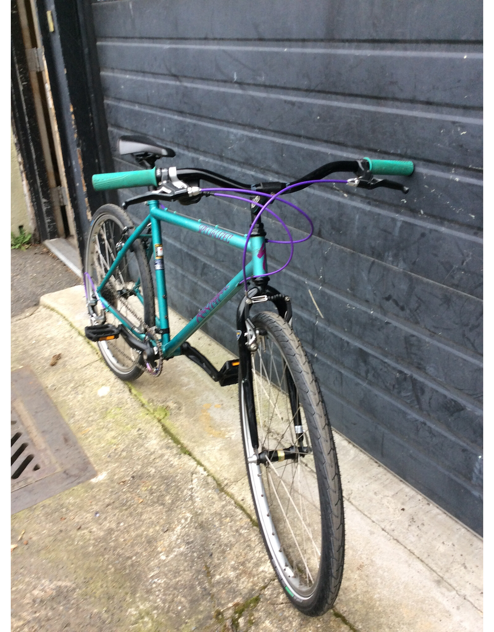 18" Specialized Rockhopper - Bike Works Seattle