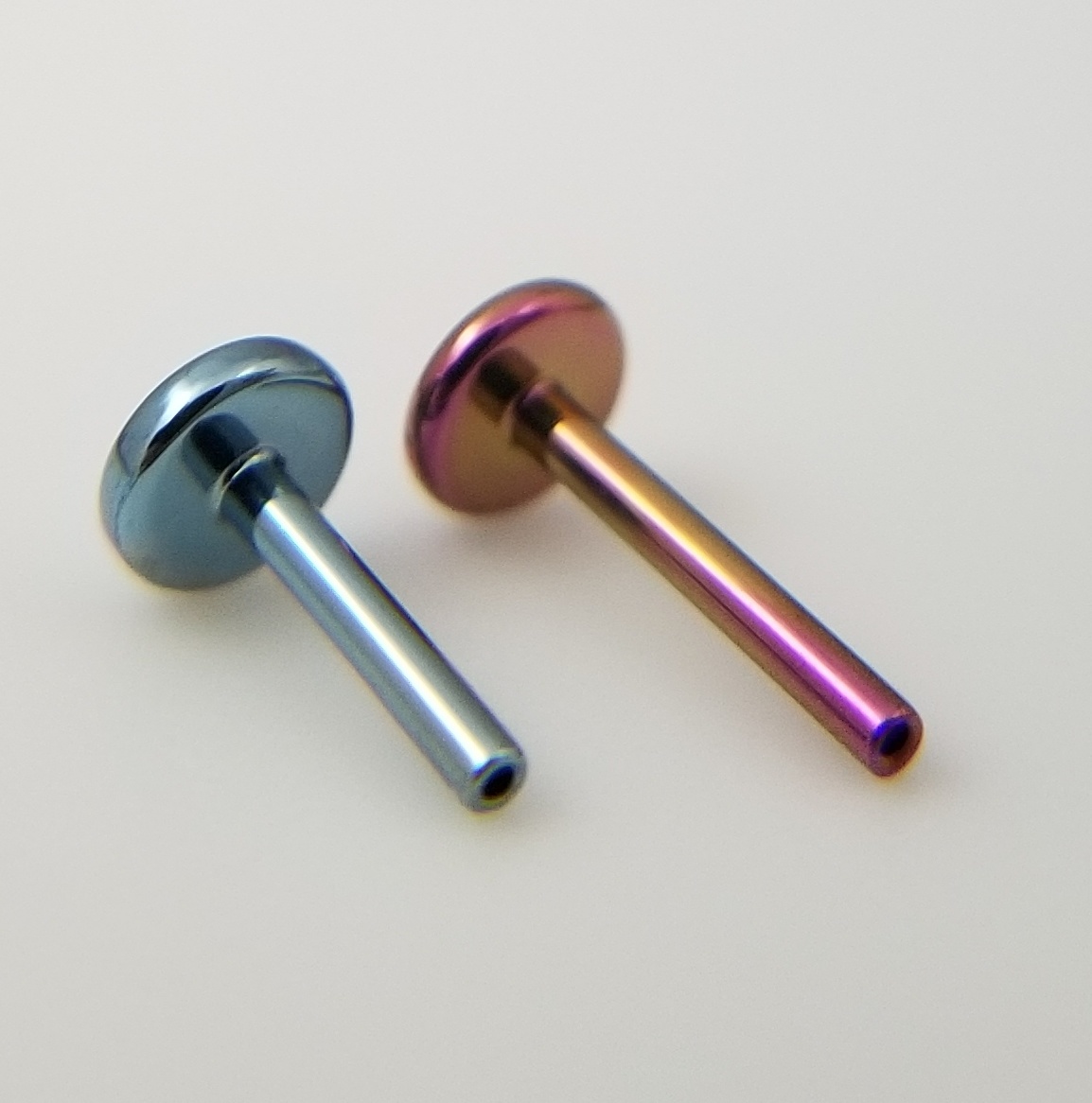 Press-Fit Large Flat Back Post - Studio 51/50