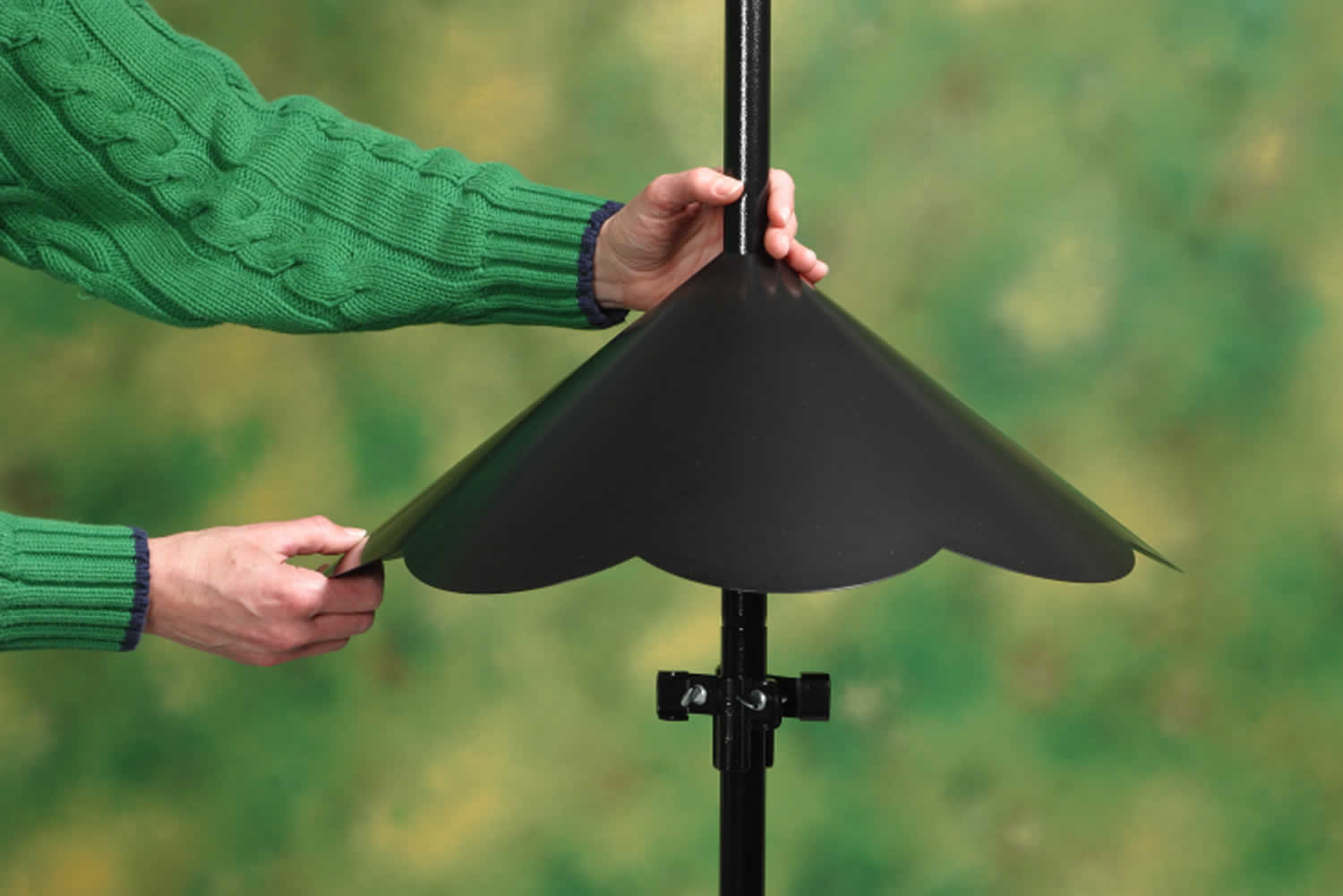 Cone Squirrel Baffle - Scalloped Edge - Black - The Wandering Dragon ...